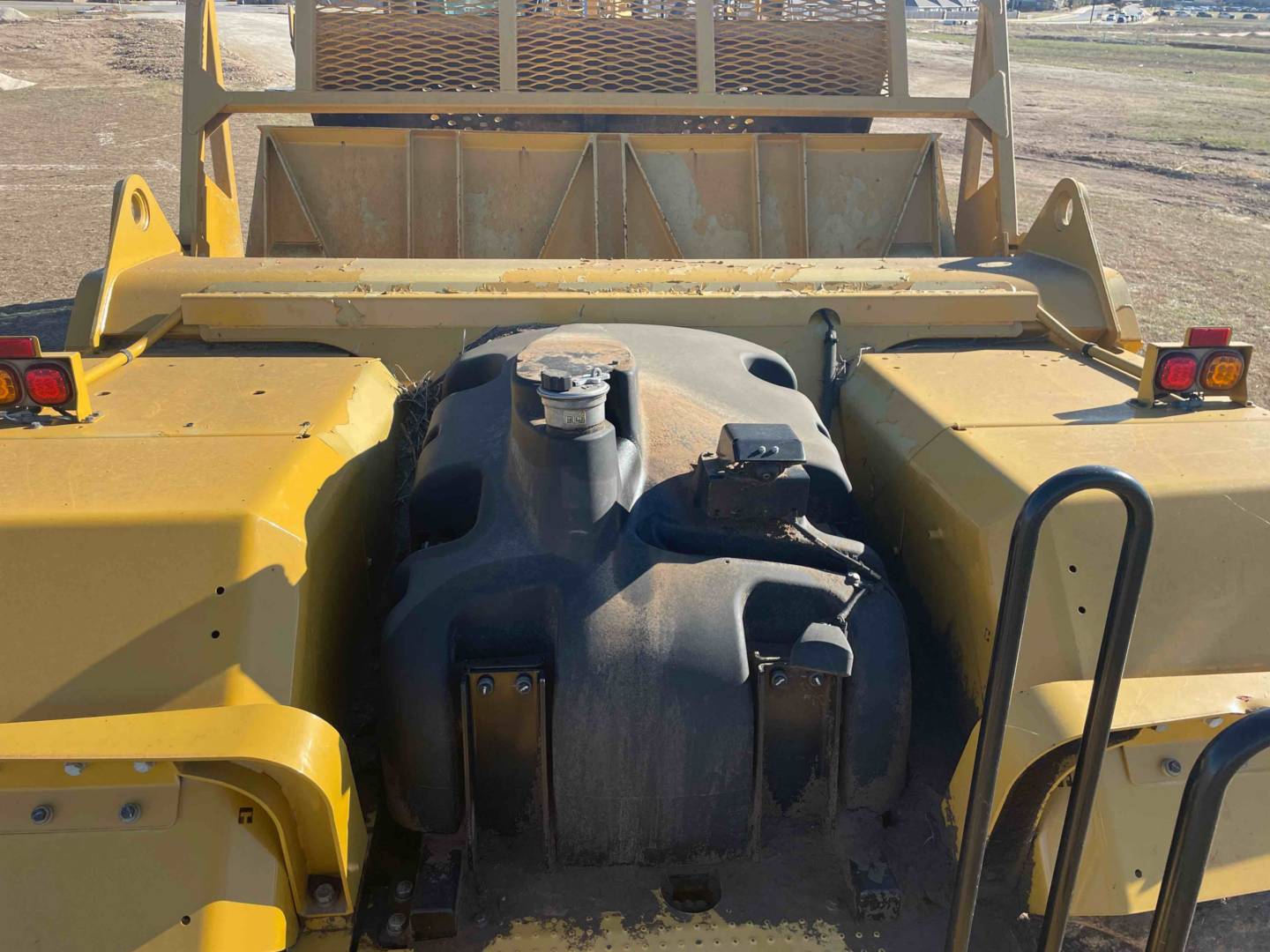 HOLT CAT - Used Equipment Listings - WHEEL TRACTOR SCRAPERS - 2016 - CAT - 621K - Temple , TX