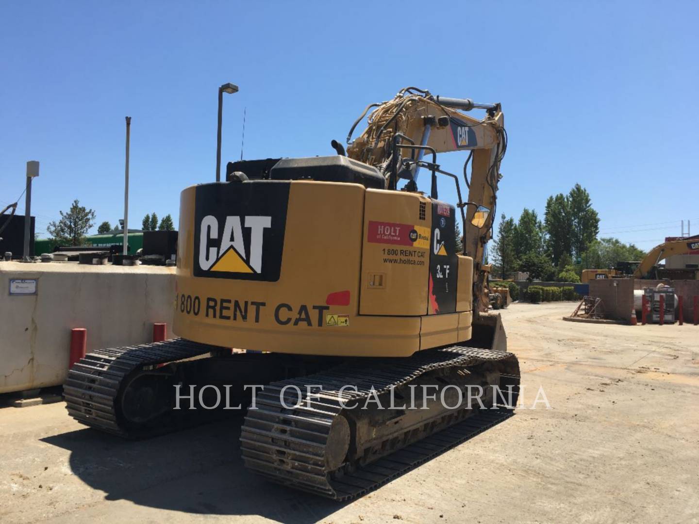 Used 2016 Caterpillar 325F for sale - Track Excavators | Holt of CA