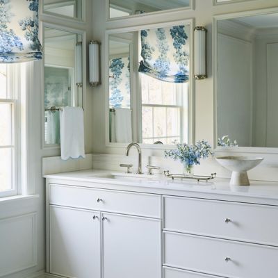 Get the Look | A Classical Bath by L.B. Copeland With R.W. Atlas in Brass | Waterworks