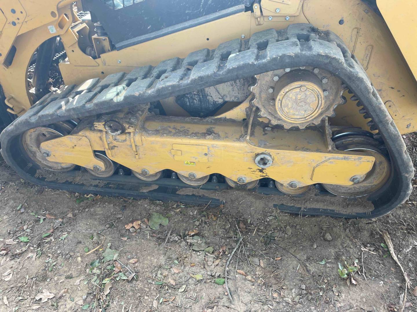 HOLT CAT - Used Equipment Listings - COMPACT TRACK LOADER - 2023 - CAT ...