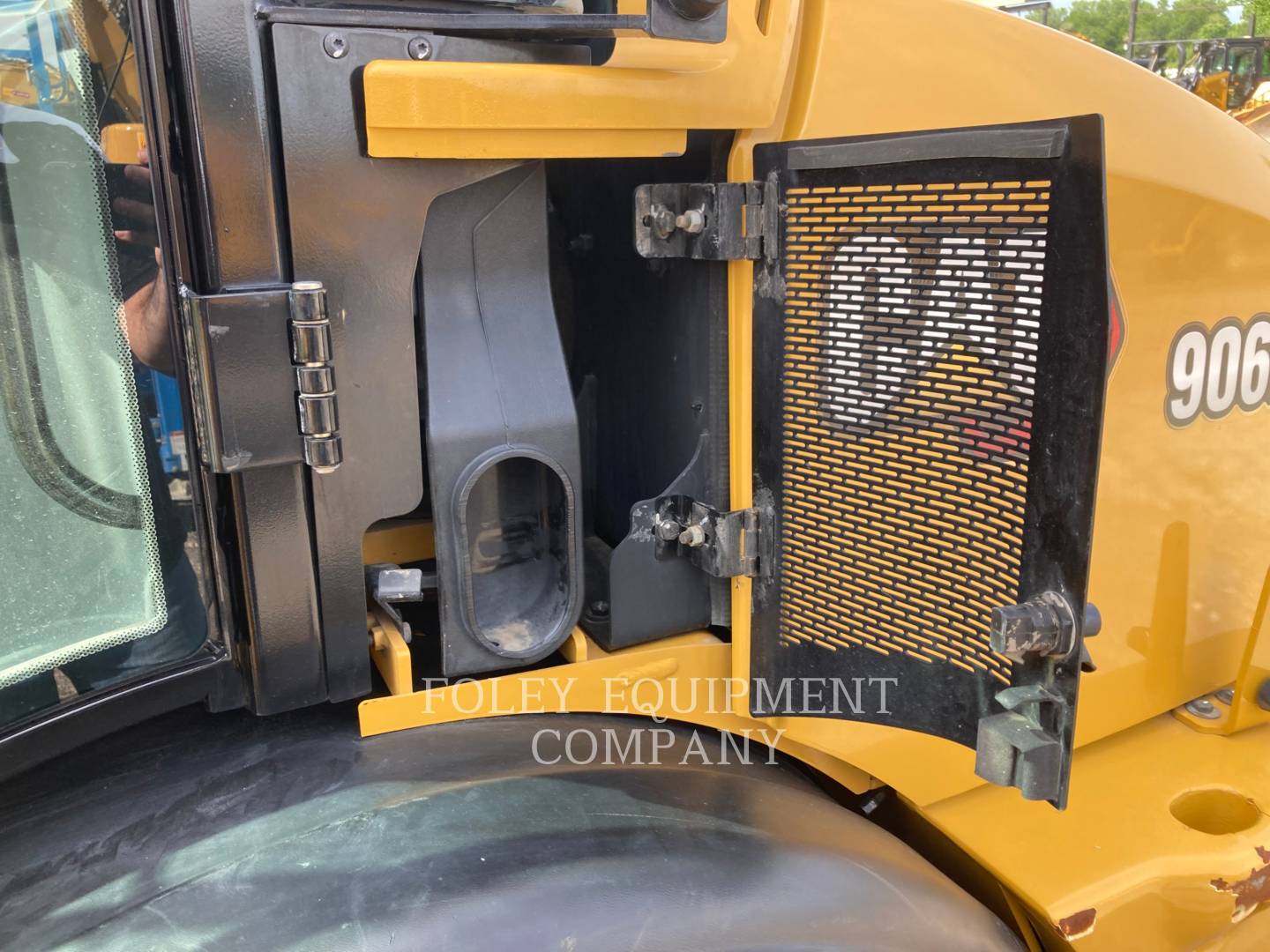 Wheel Loader | Cat 906M