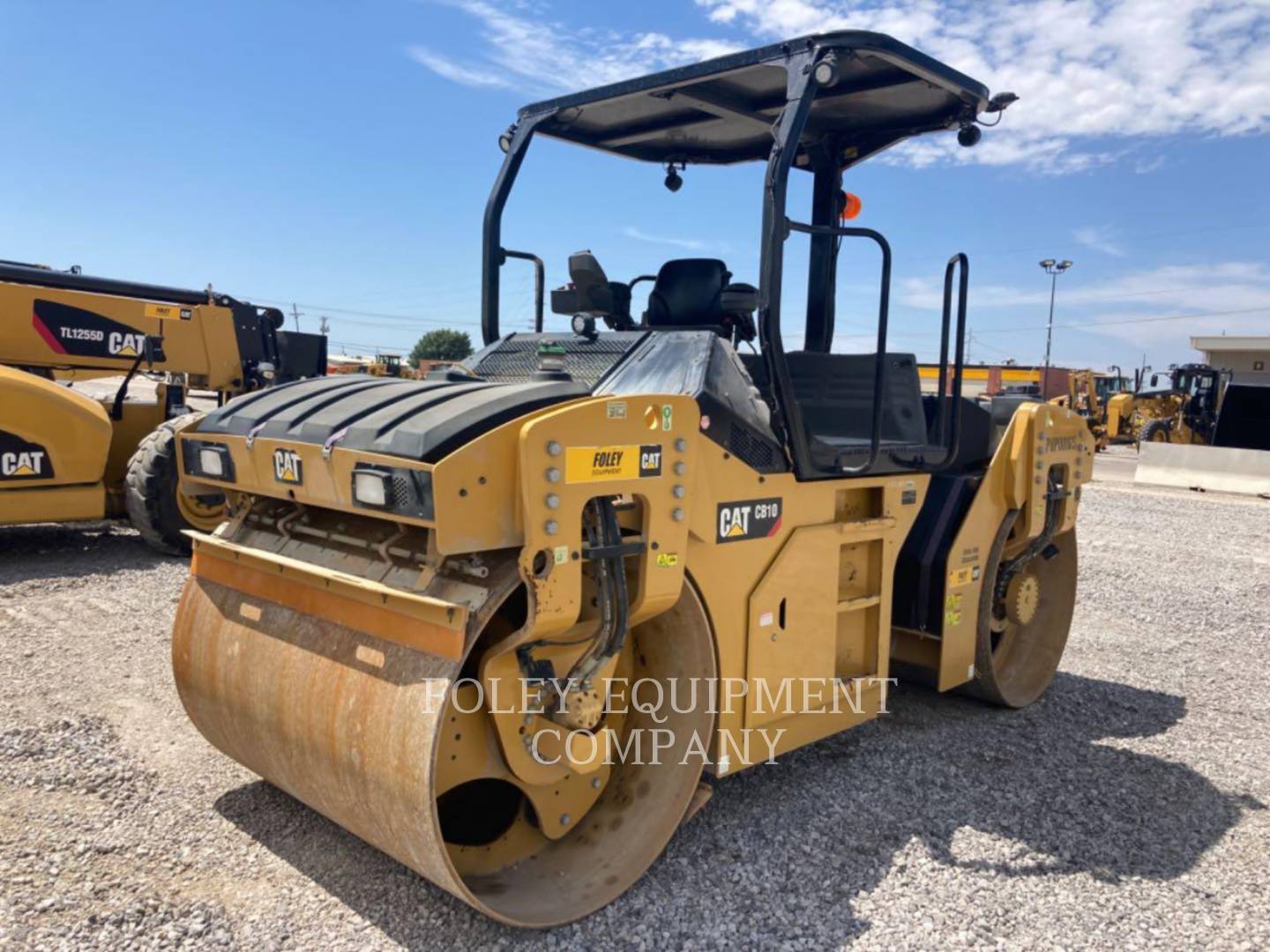 Compactors | Cat CB10-01