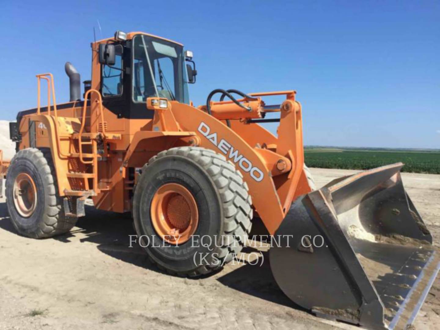 Wheel Loader, New and Used Wheel Loaders for Sale, Tool Carriers, Front ...