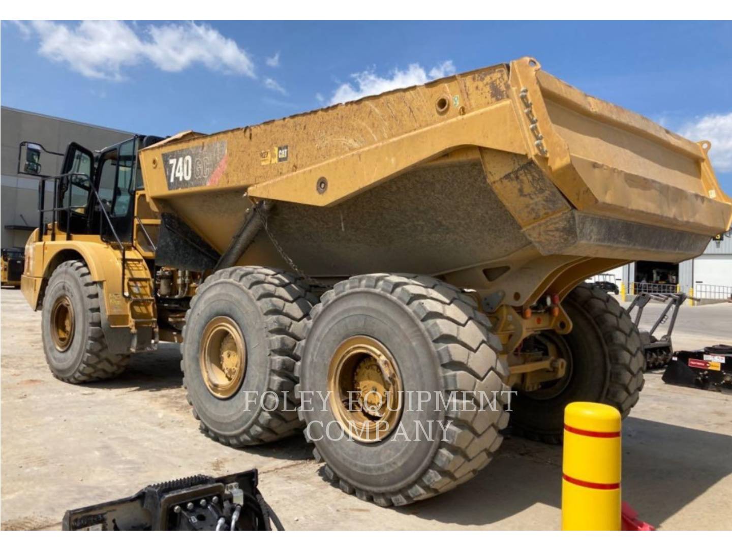 Articulated Trucks | Cat 740GC-04