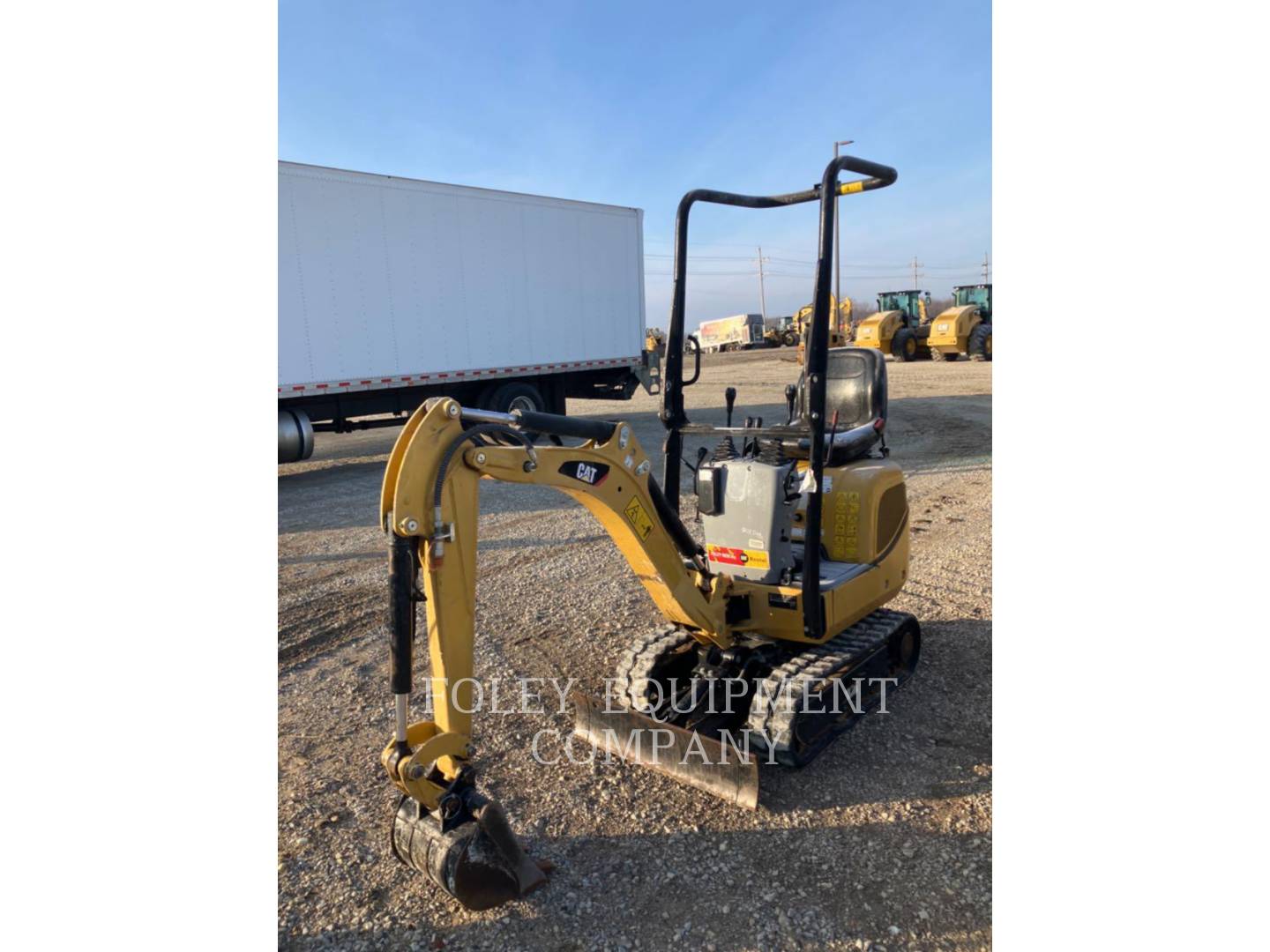 Track Excavators | Cat 300.9DSO