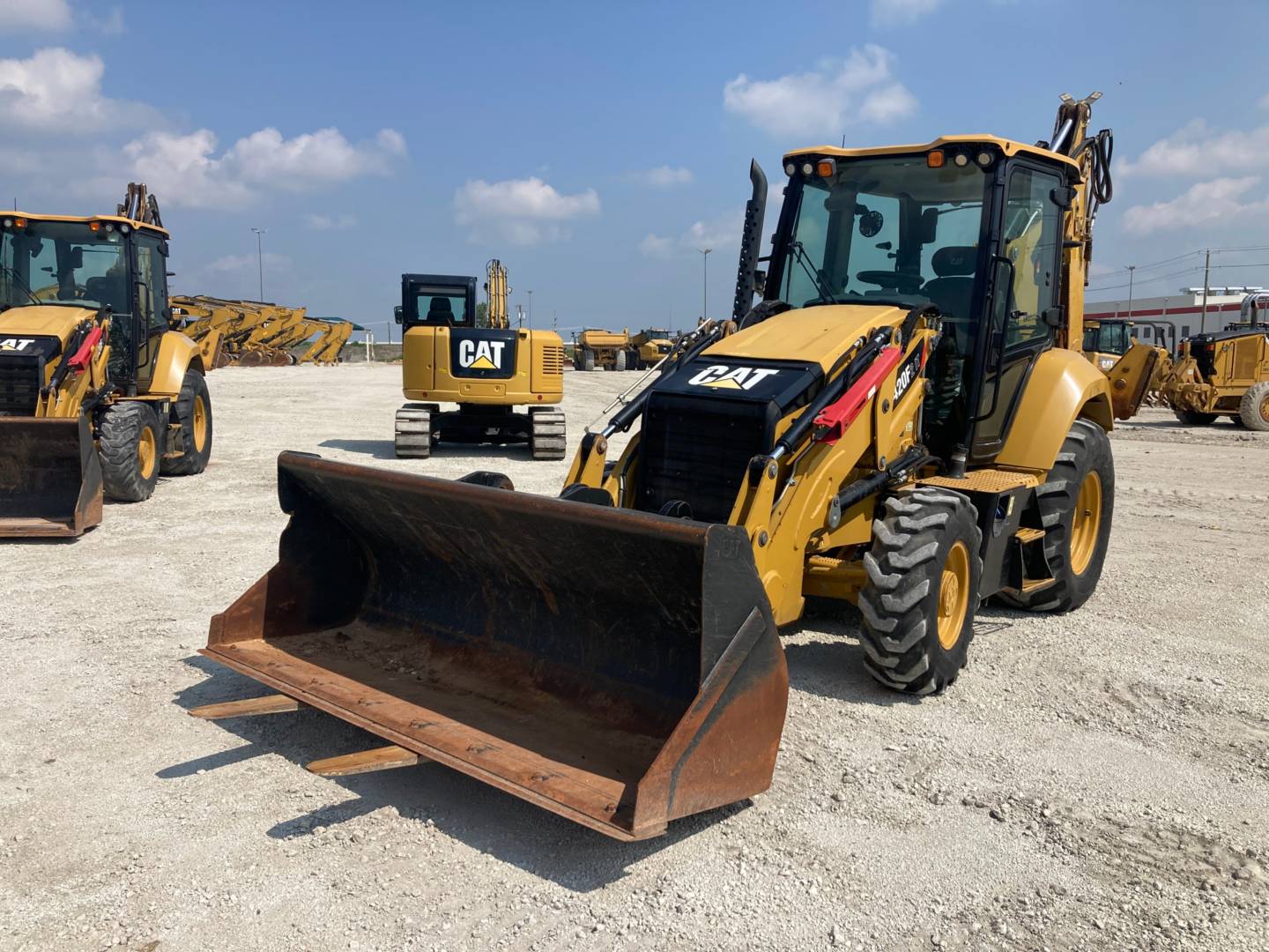 HOLT CAT - Used Equipment Listings - BACKHOE LOADER - 2019 - CAT ...