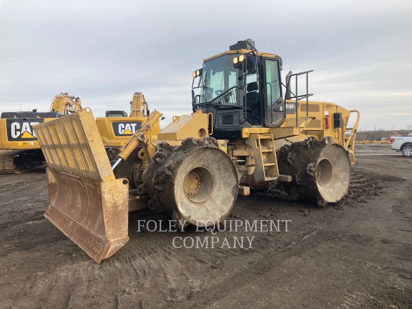 Caterpillar Equipment Dealer for Kansas and Missouri
