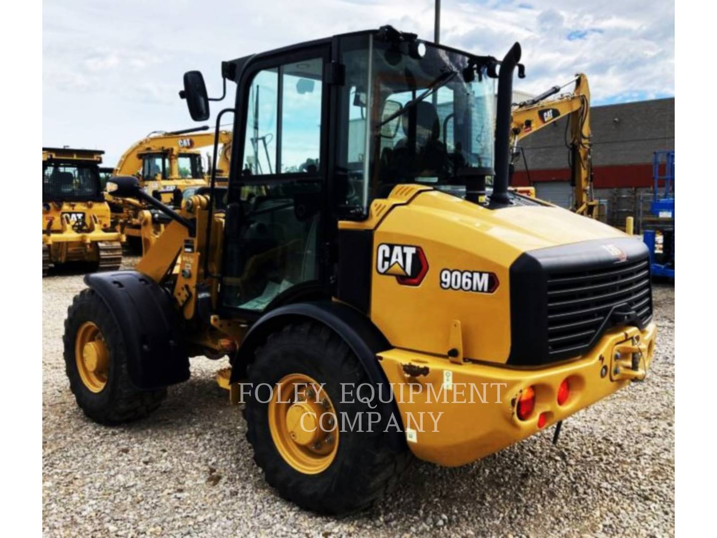 Wheel Loader | Cat 906M | 2CR8381