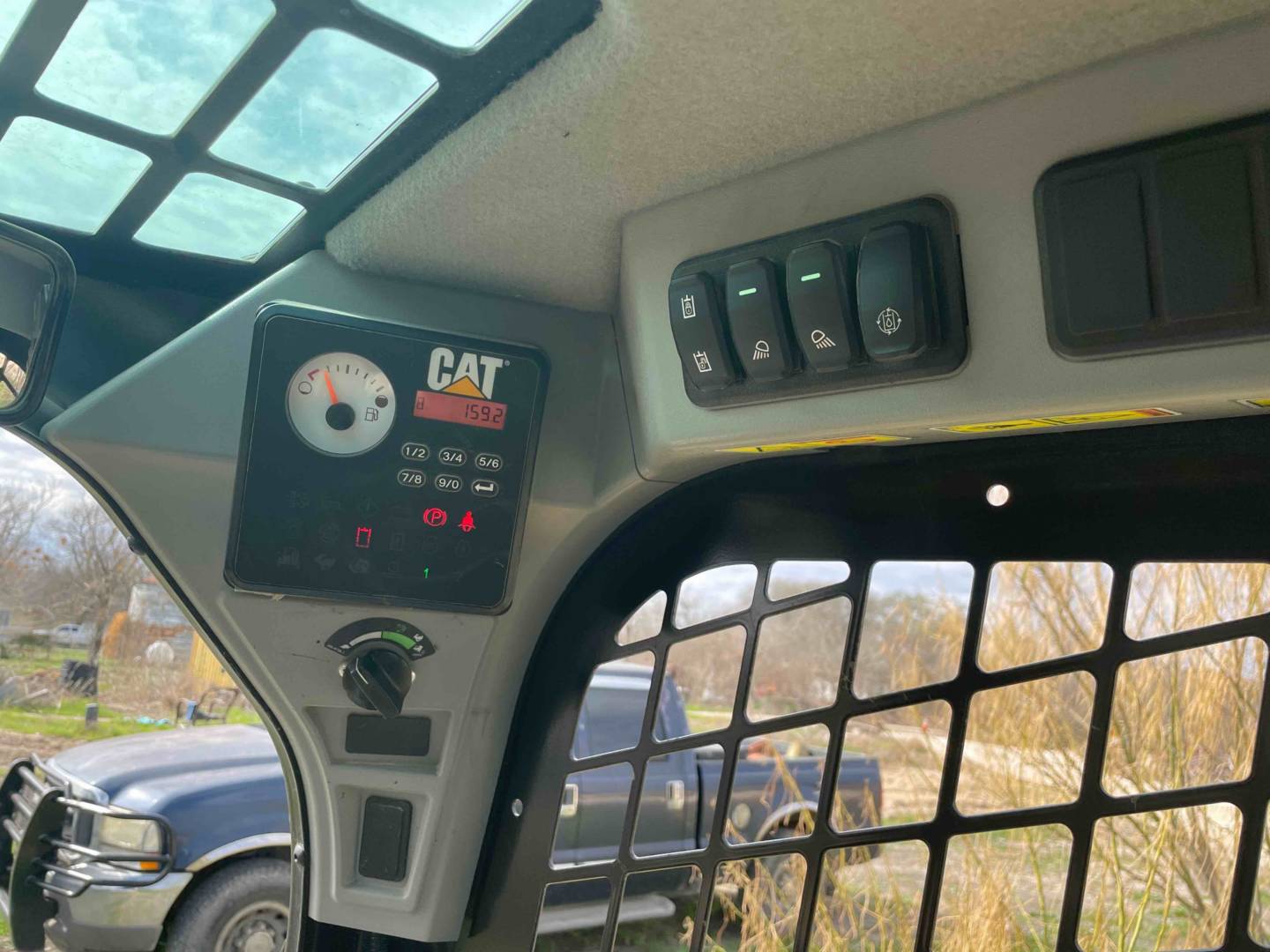 HOLT CAT - Used Equipment Listings - COMPACT TRACK LOADER - 2022 - CAT ...