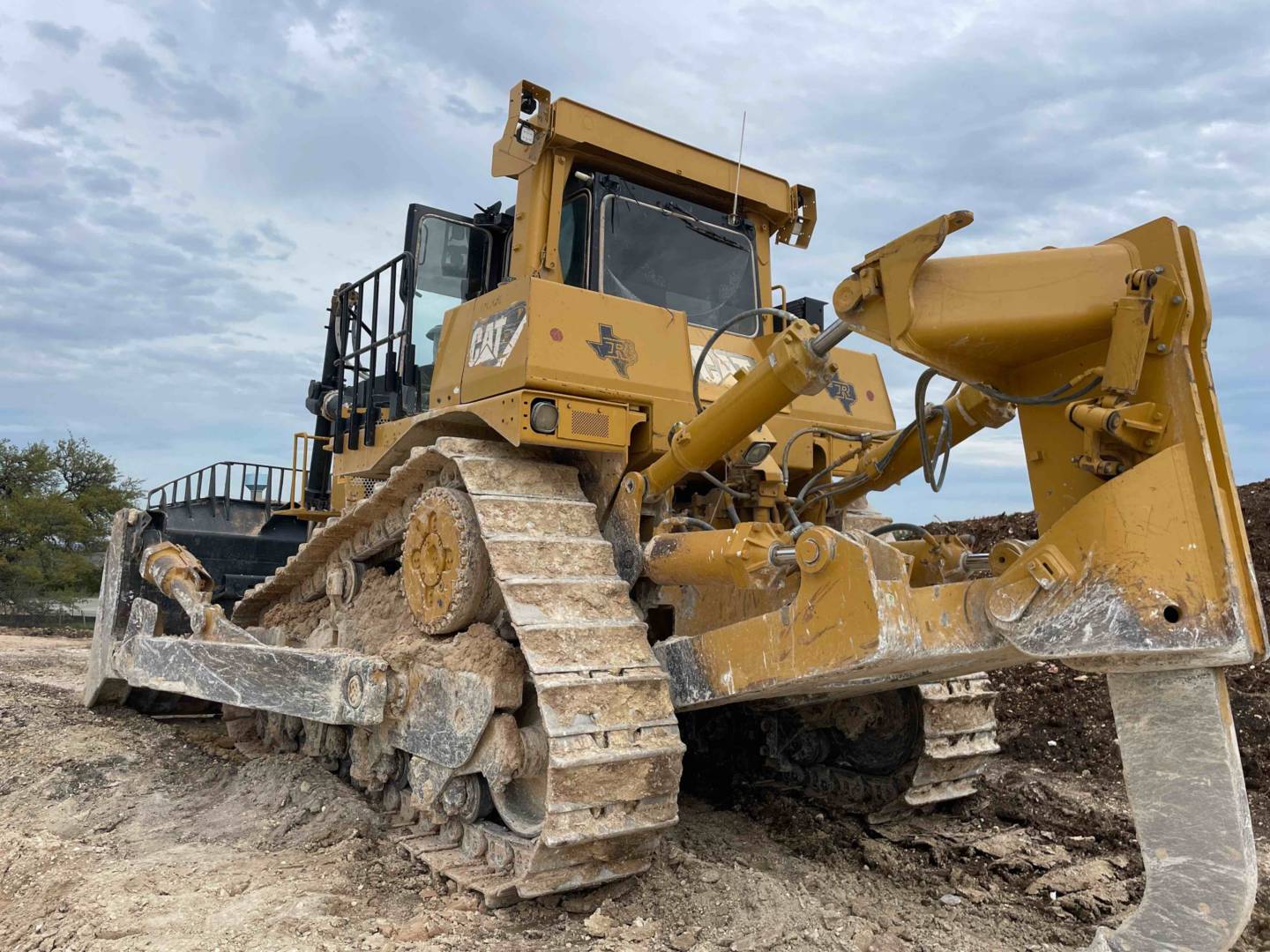 HOLT CAT - Used Equipment Listings - TRACK TYPE TRACTORS - 2020 - CAT ...