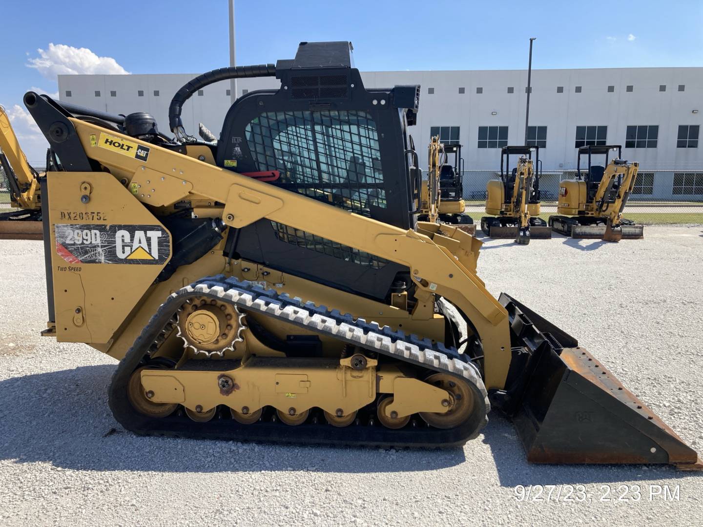 HOLT CAT - Used Equipment Listings - COMPACT TRACK LOADER - 2018 - CAT ...