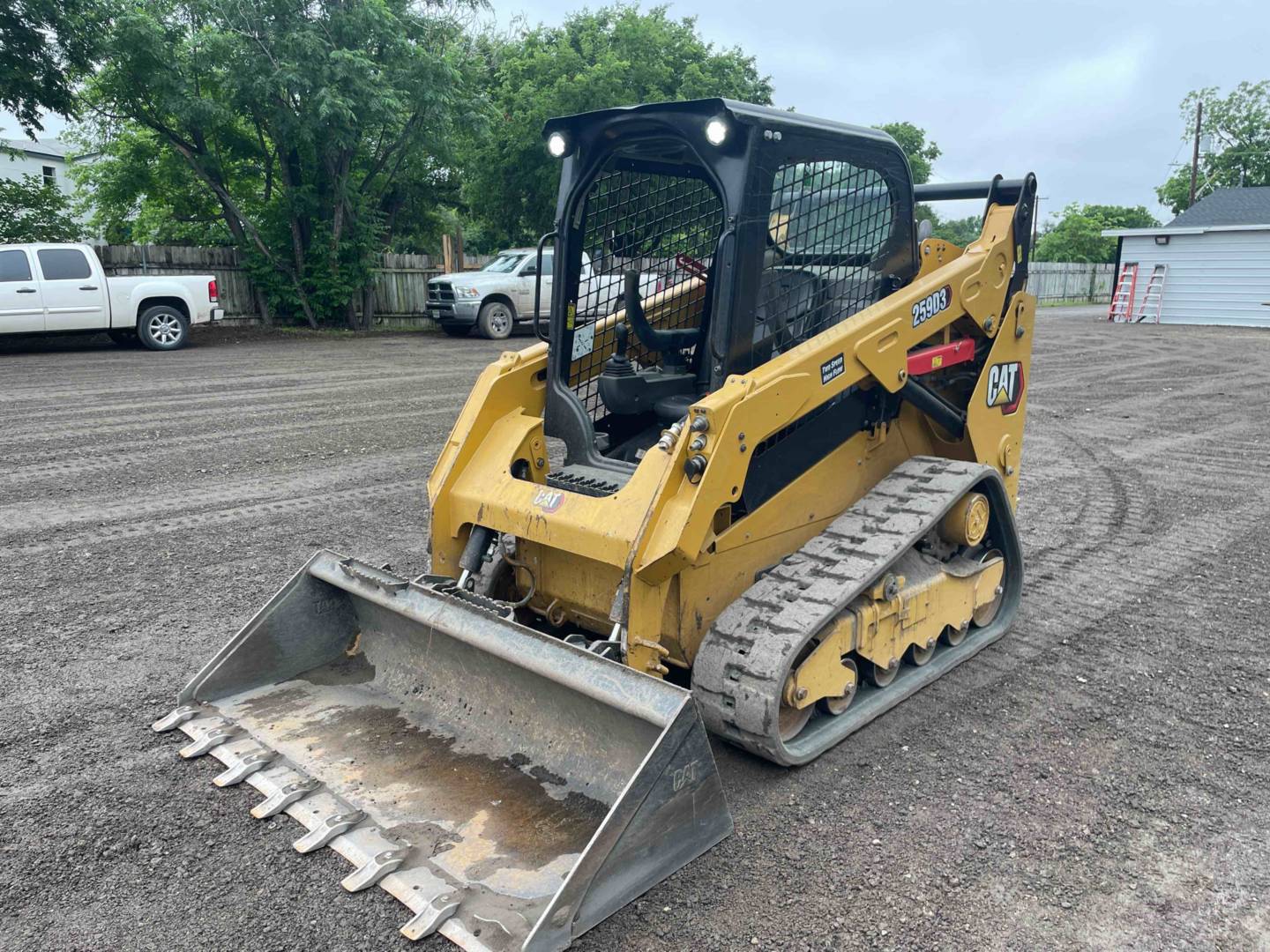 HOLT CAT - Used Equipment Listings - COMPACT TRACK LOADER - 2019 - CAT ...