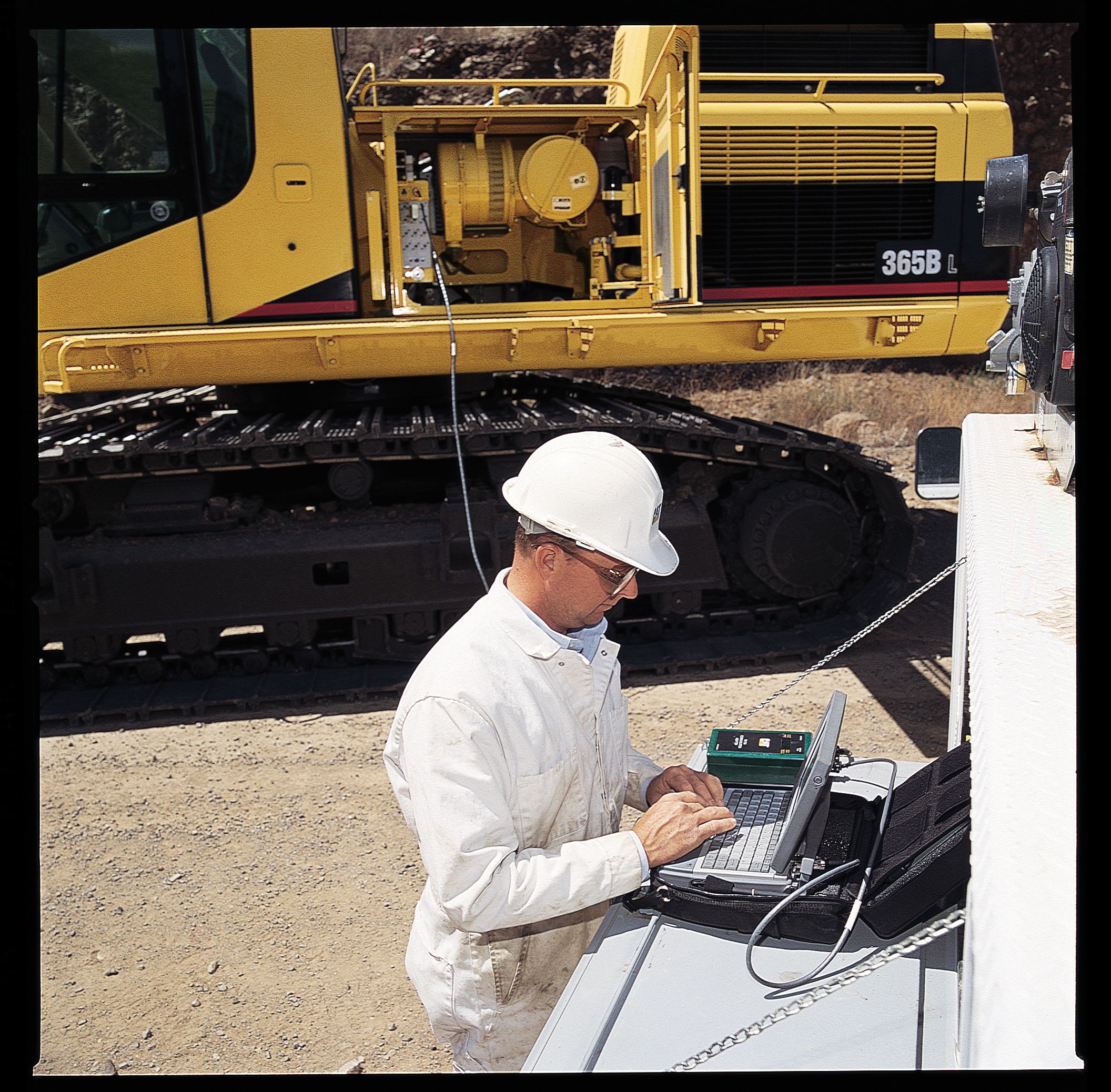 Cat 365B L Large Excavators | Caterpillar