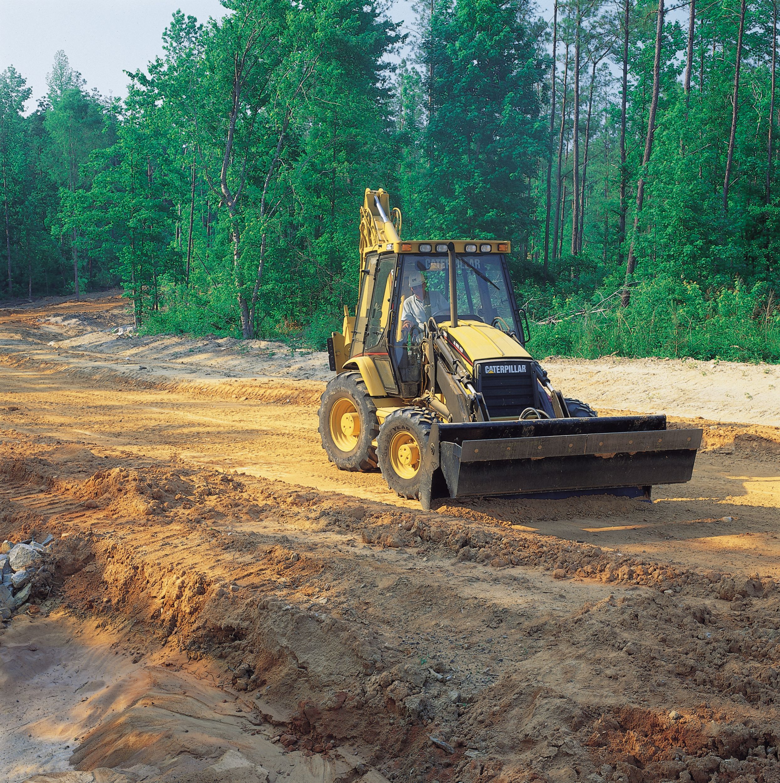Cat 436C IT Center-Pivot with Integrated Toolcarrier | Caterpillar
