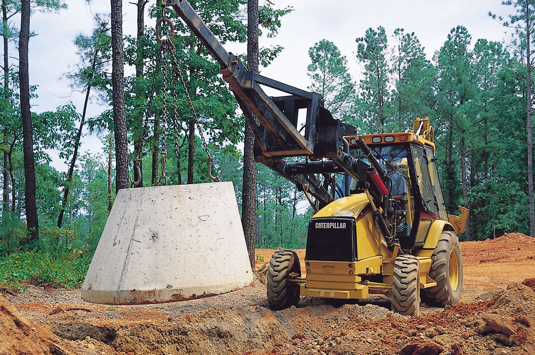 Cat 436C IT Center-Pivot with Integrated Toolcarrier | Caterpillar