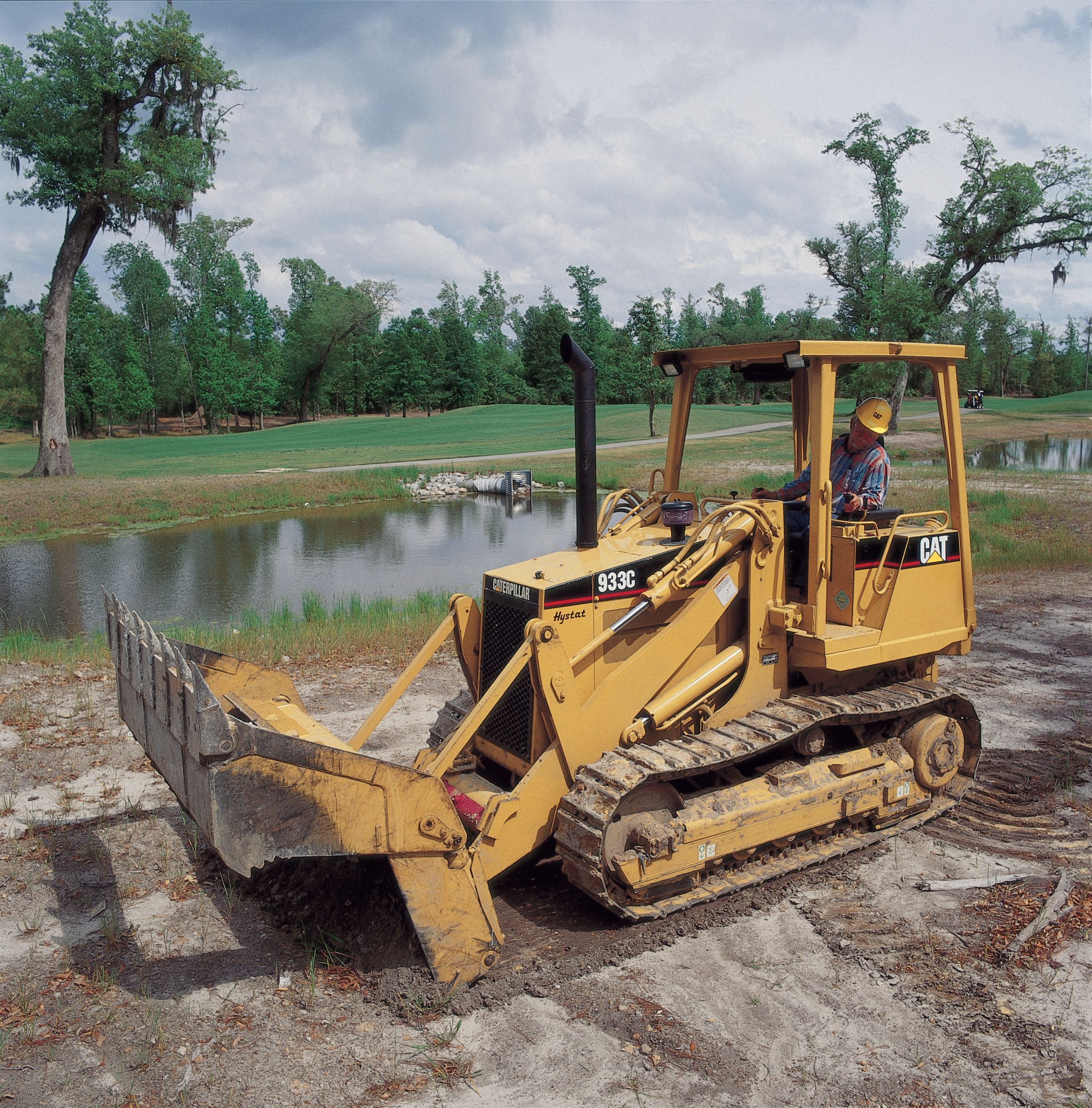 Cat 933C Hystat Small Track Loaders | Caterpillar