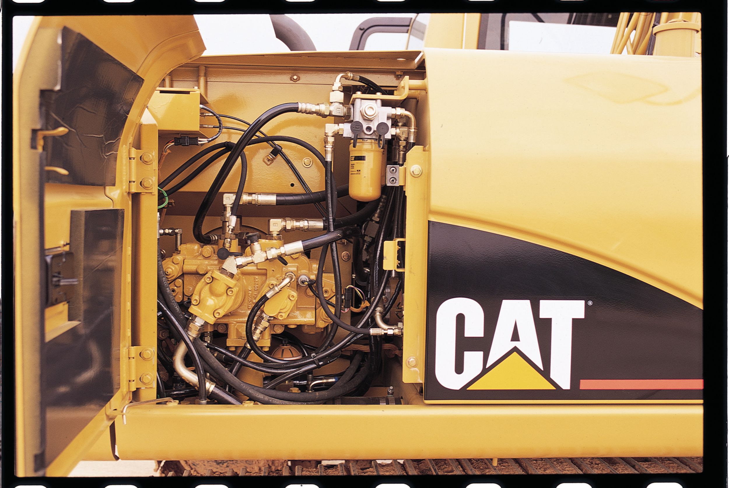 Cat 315C L Small Excavators | Caterpillar