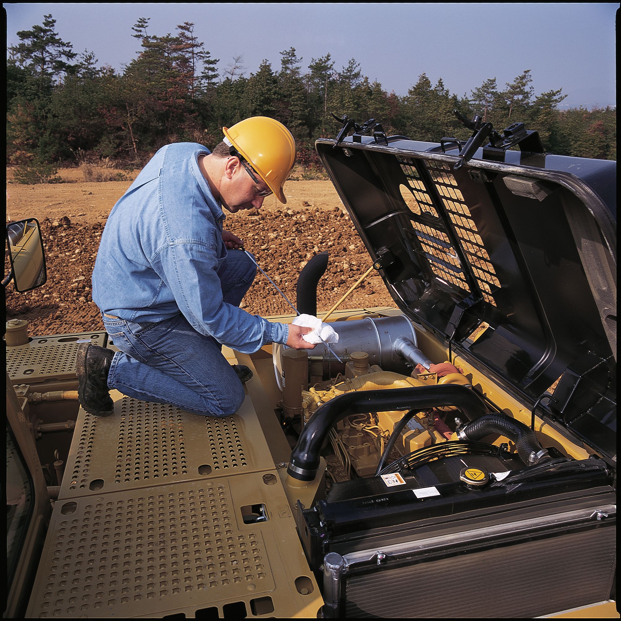 Cat 318C L Small Excavators | Caterpillar