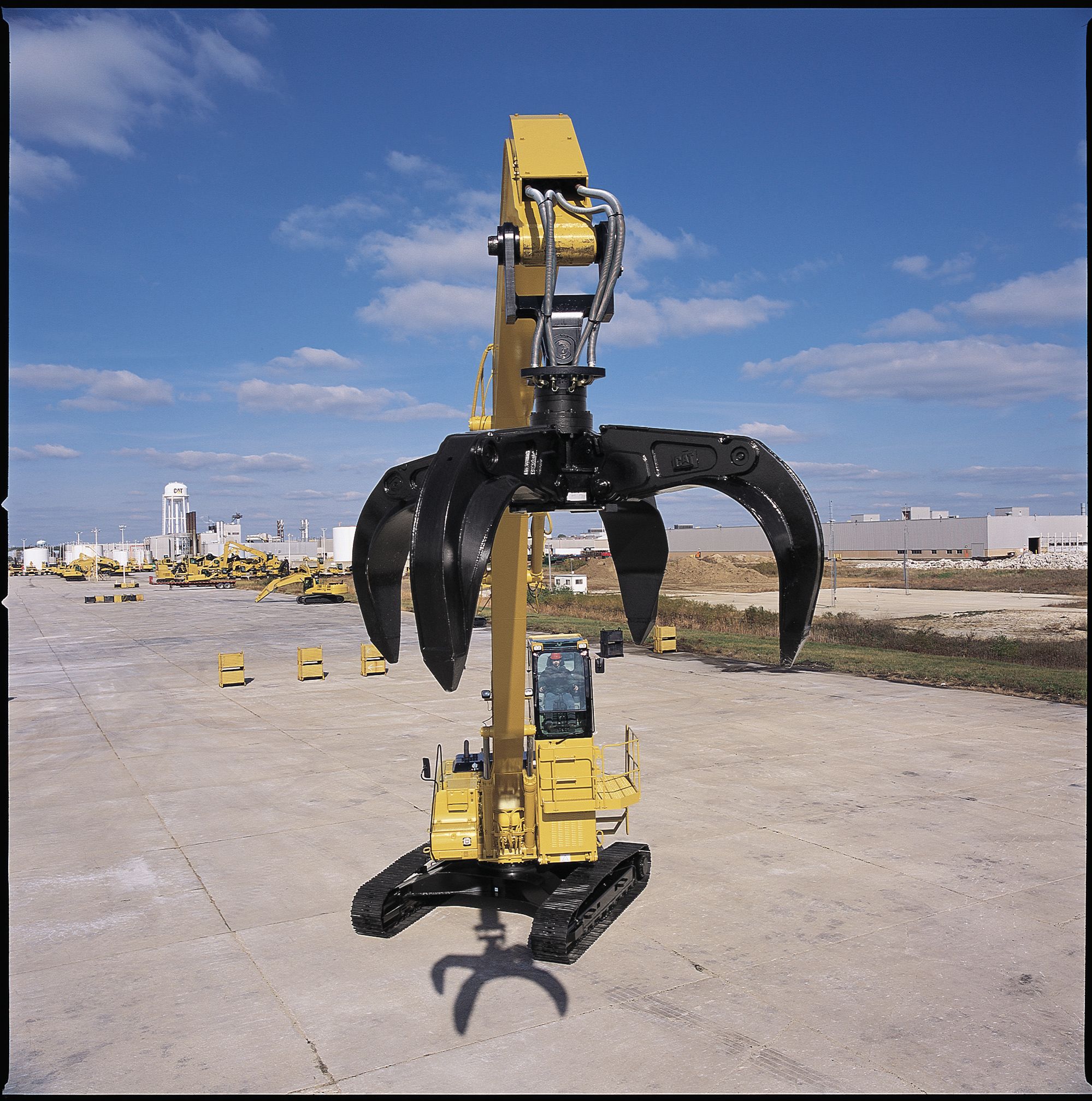 Cat 330C MH Track Material Handlers | Caterpillar