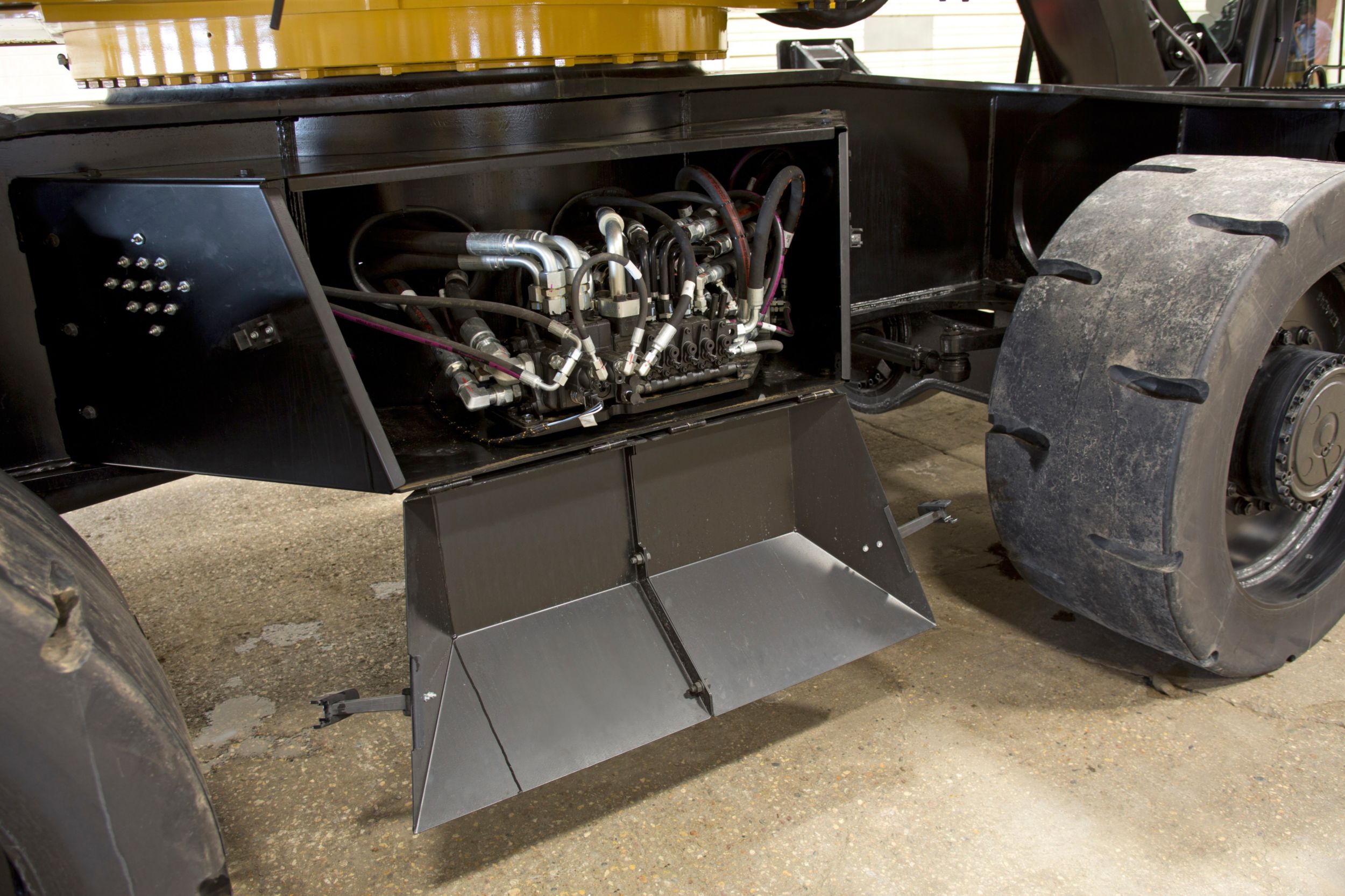 Cat MH3037 Wheel Material Handlers | Caterpillar