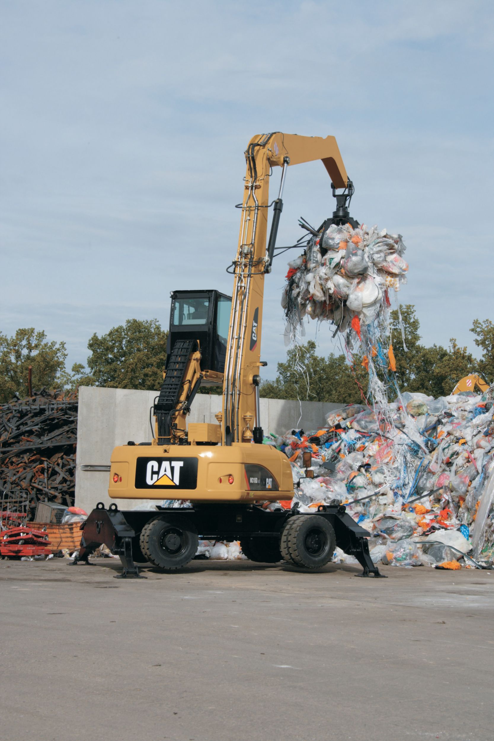 Cat M324D2 MH Wheel Material Handlers | Caterpillar