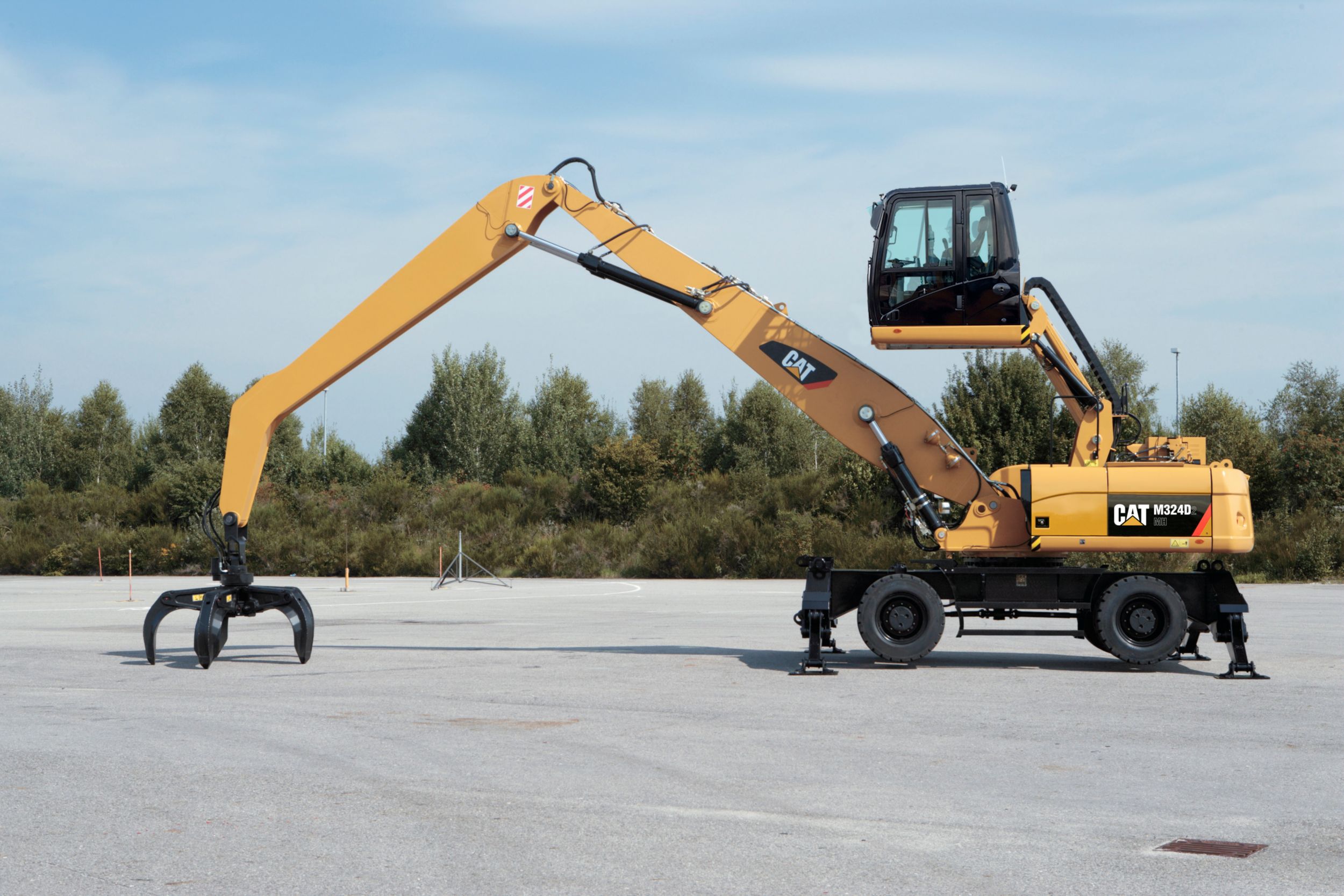 Cat M324D2 MH Wheel Material Handlers | Caterpillar