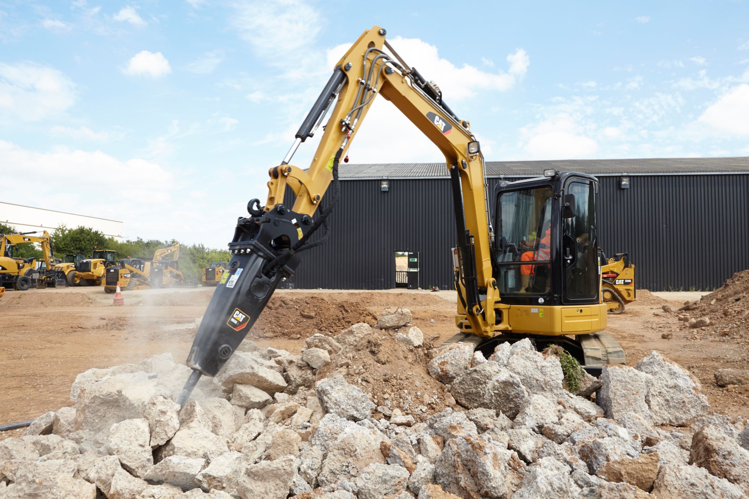 Cat | H65Es Hydraulic Hammer | Caterpillar