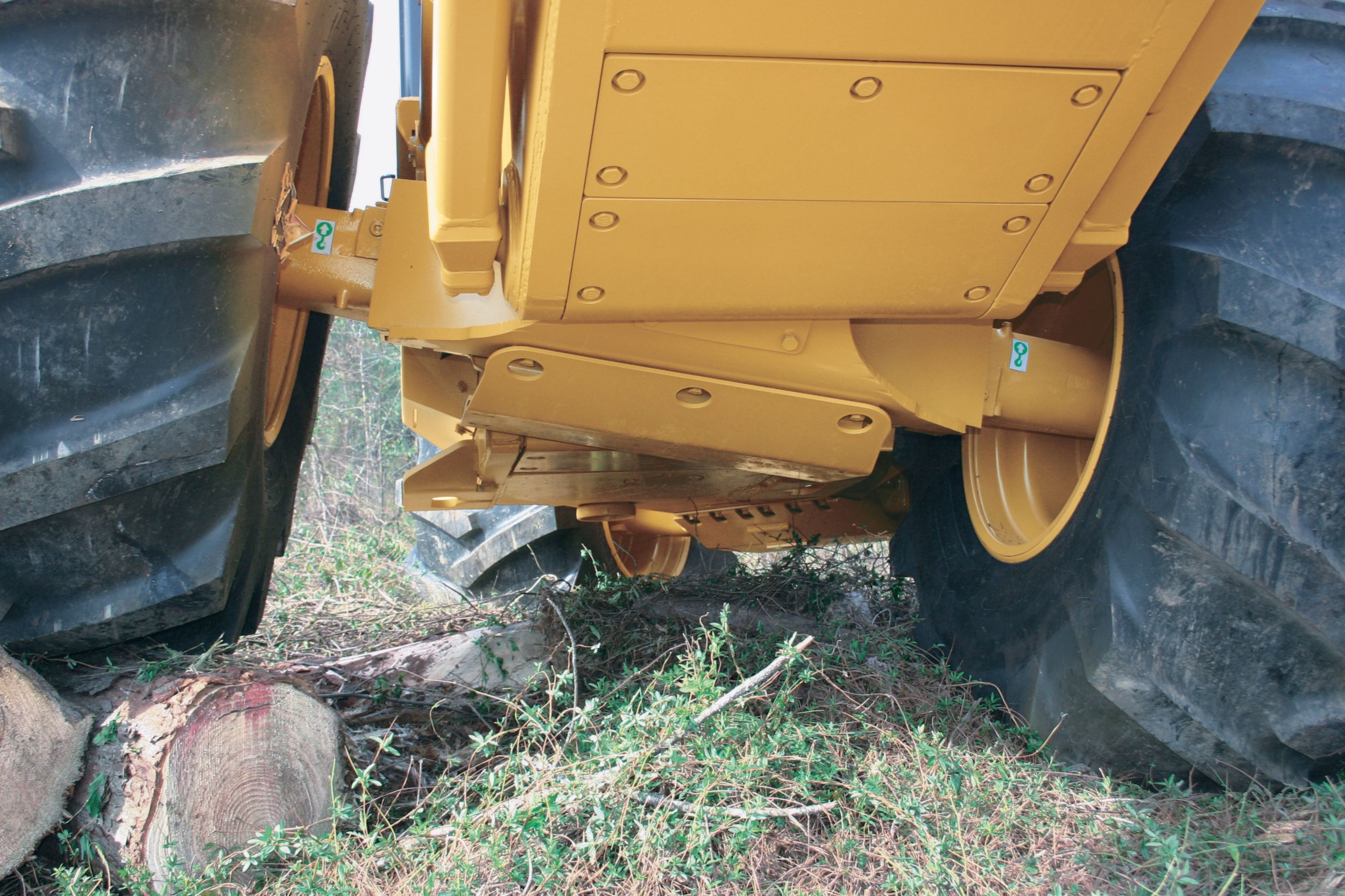 Cat 535C Wheel Skidders | Caterpillar