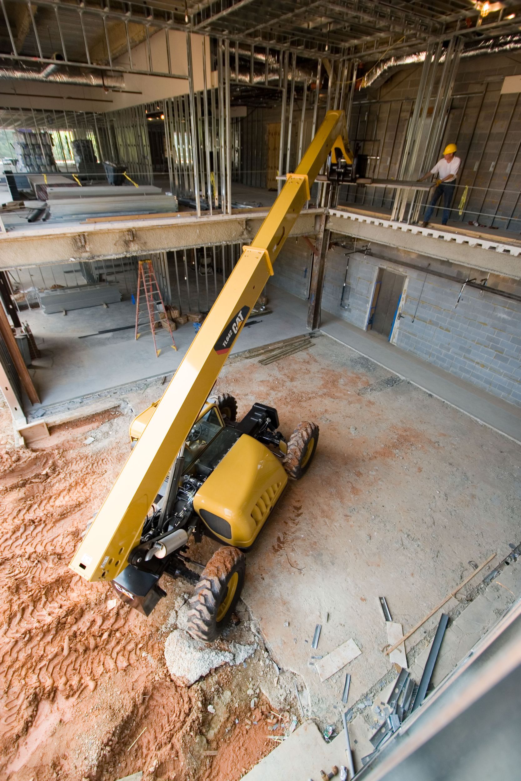 Cat TL642 w/Stabilizers Telehandlers | Caterpillar