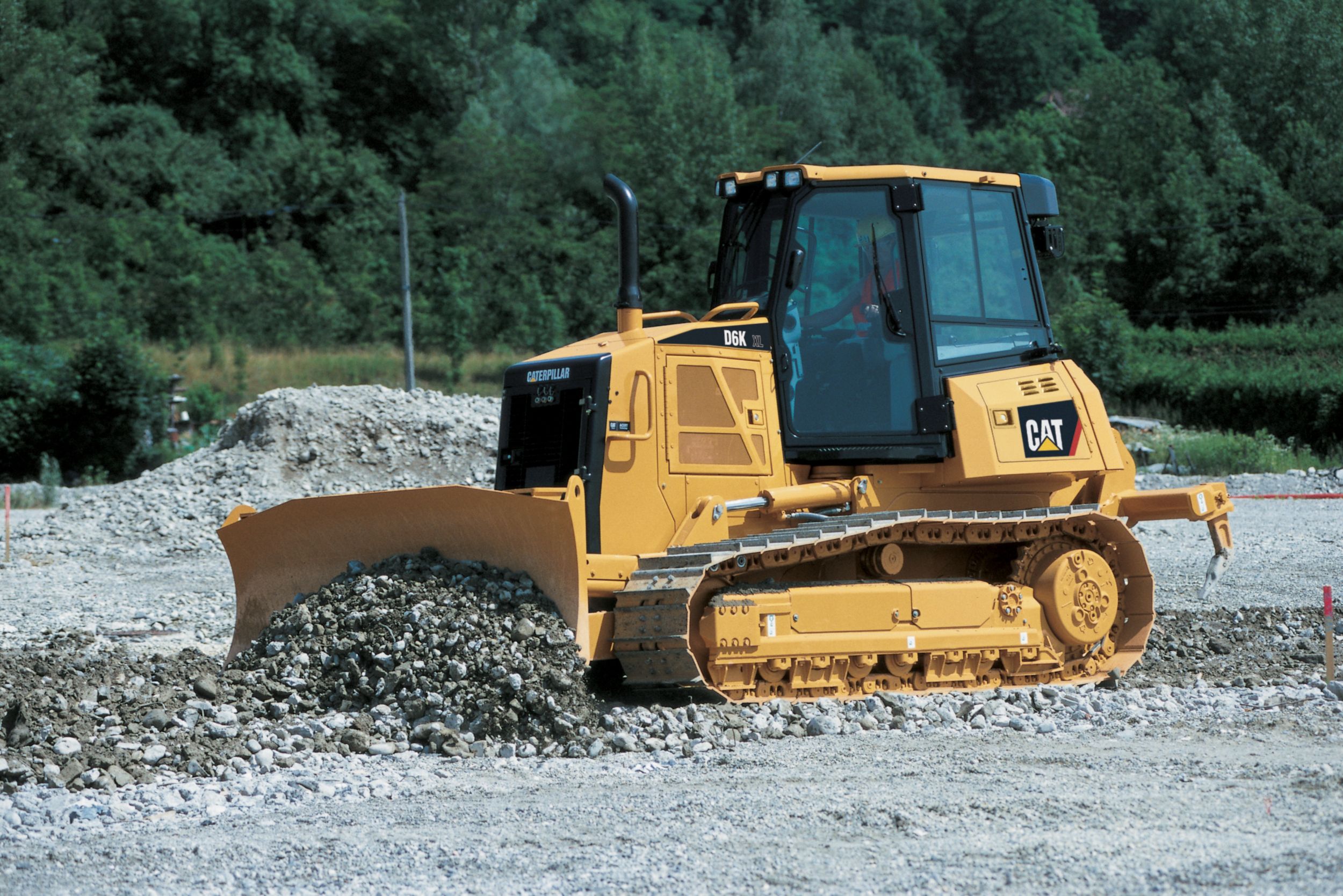 Cat D6K Medium Dozers | Caterpillar