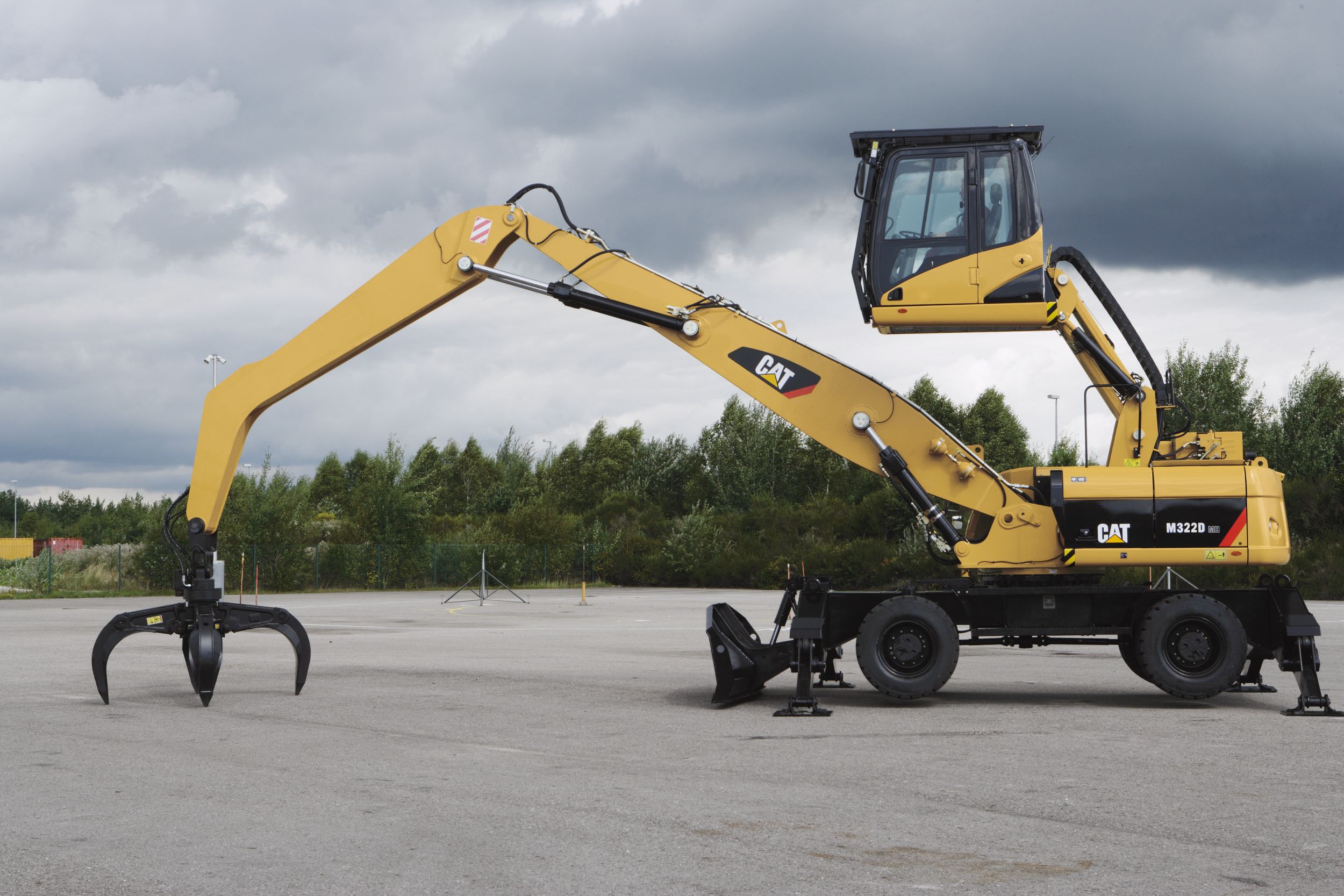 Cat M322D MH Wheel Material Handlers | Caterpillar