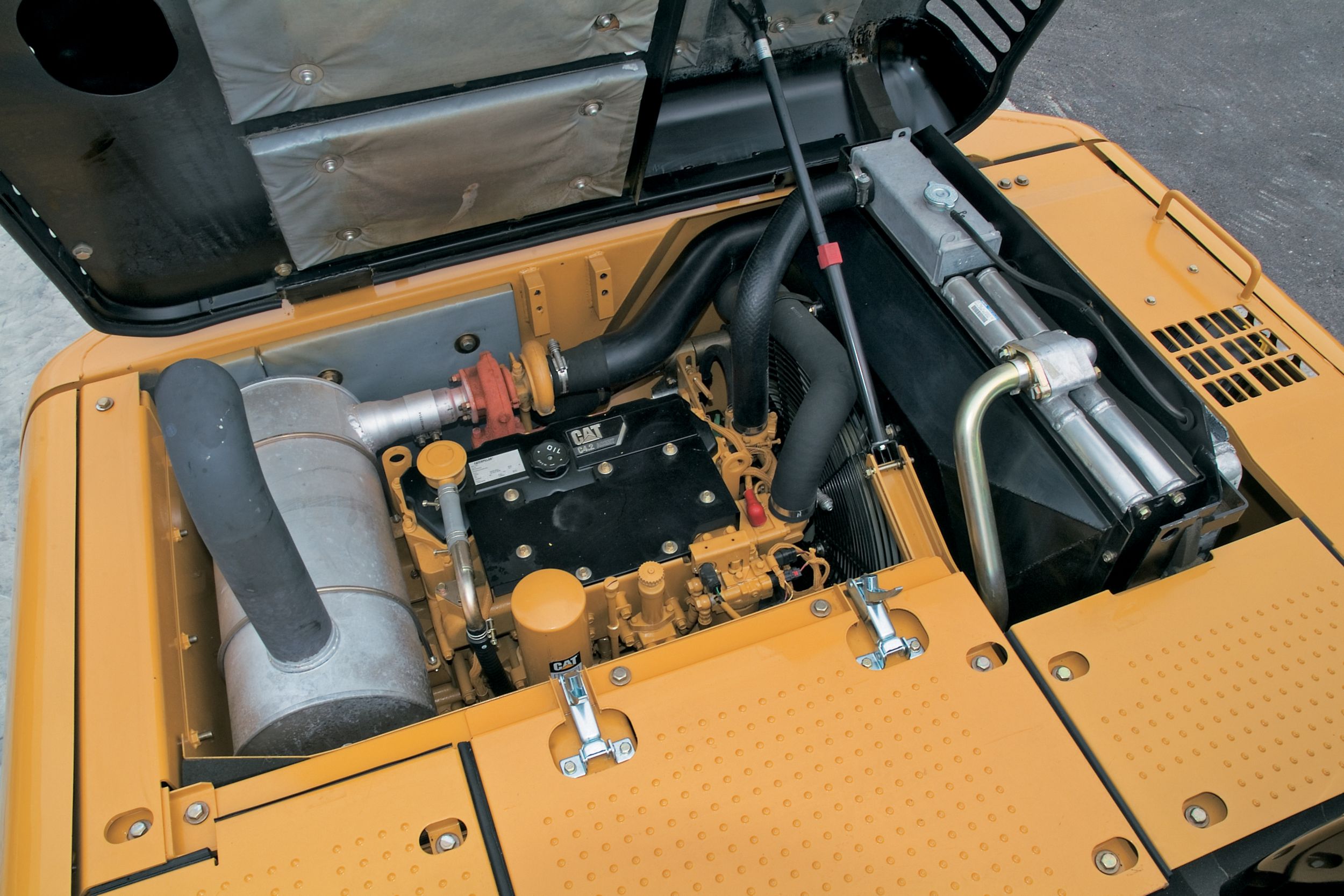 Cat 319D L Small Excavators | Caterpillar