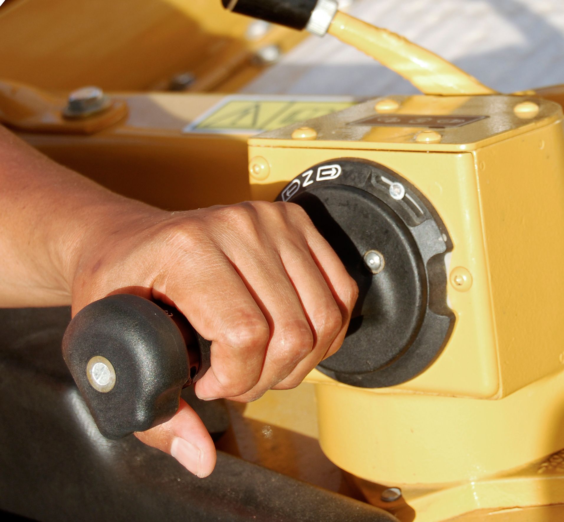 Cat D6R Medium Dozers | Caterpillar