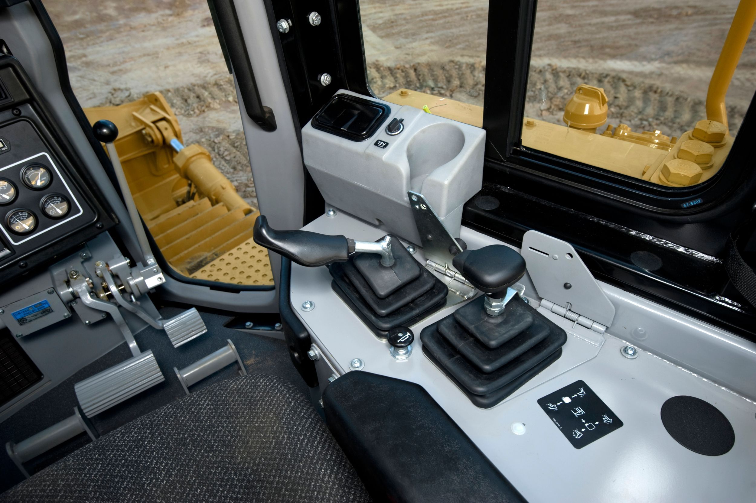 Cat D8R Large Dozers | Caterpillar