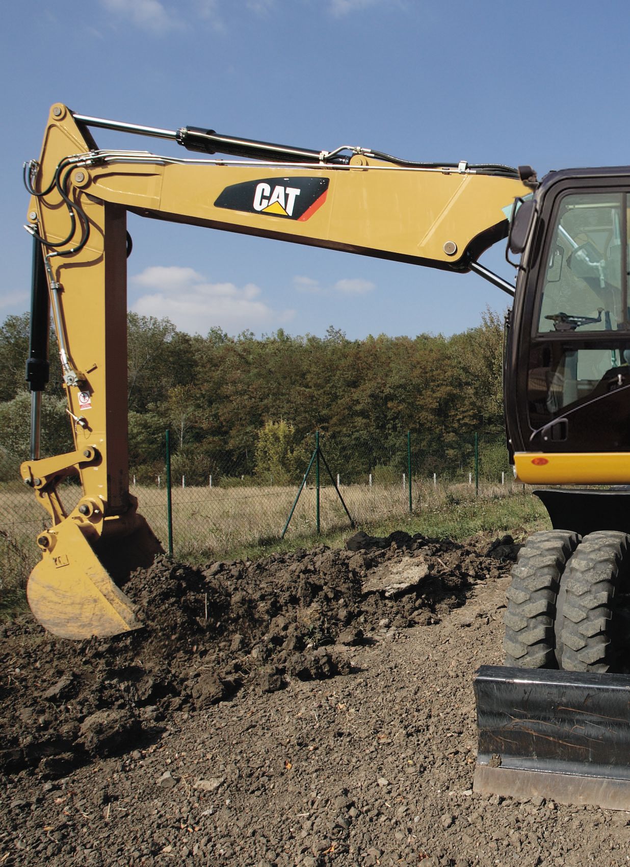 Cat M315D Wheel Excavators | Caterpillar