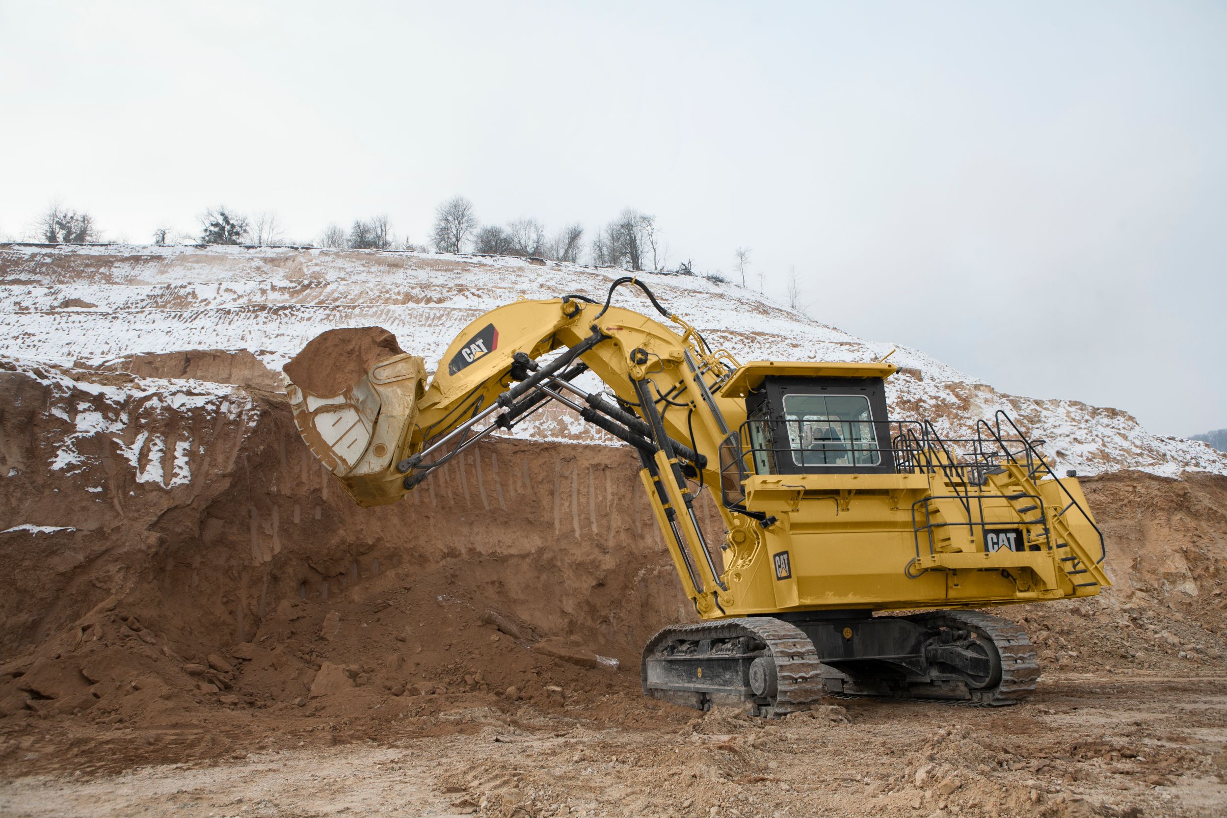 Cat 6018/6018 FS Hydraulic Mining Shovels | Caterpillar