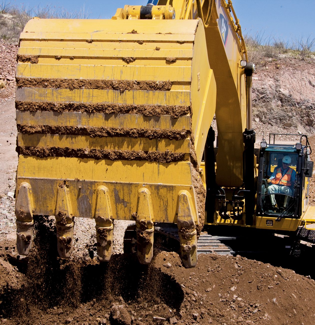 Cat 390D L Large Excavators | Caterpillar