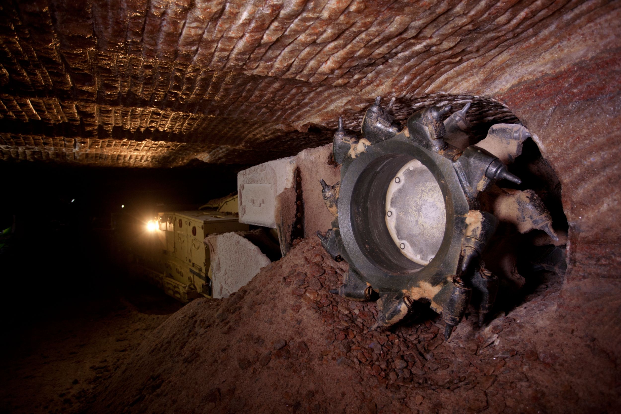 Cat CM445 Continuous Miners | Caterpillar