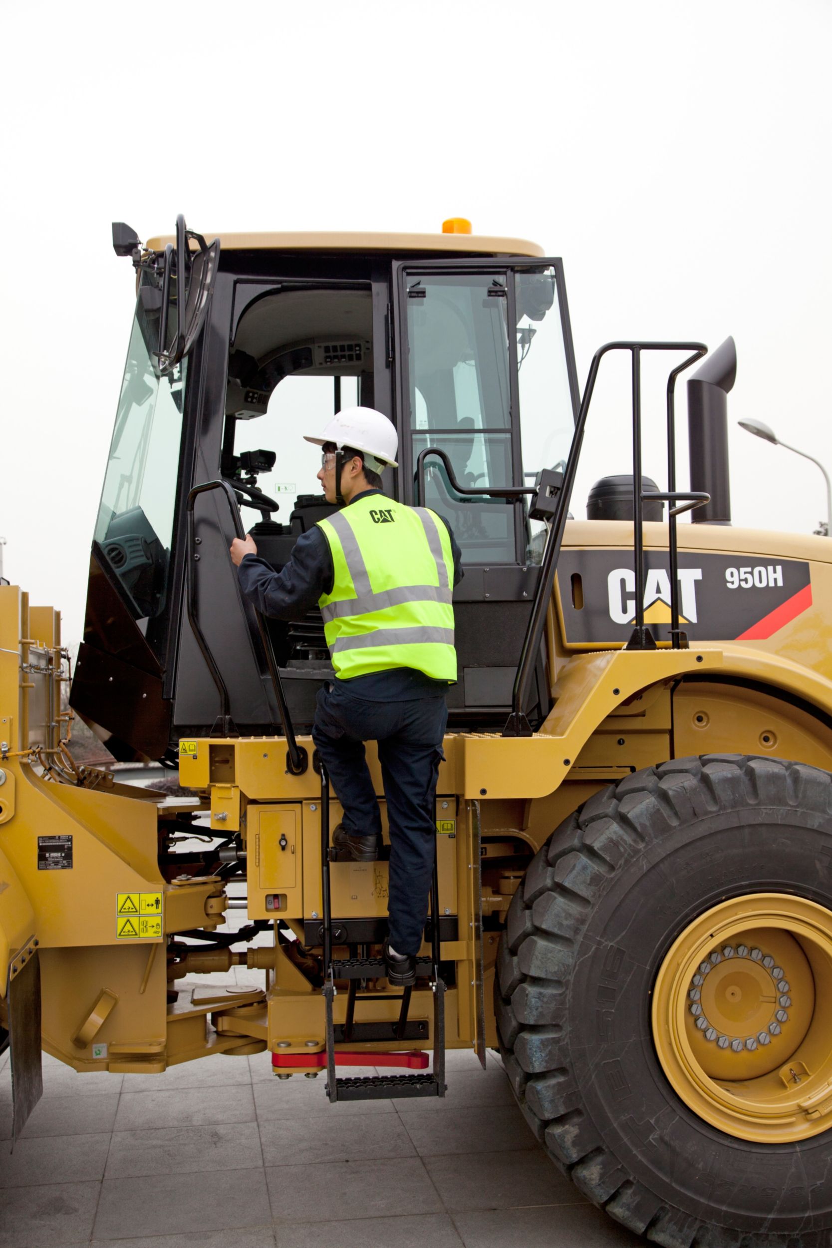 Cat 950H Medium Wheel Loaders | Caterpillar