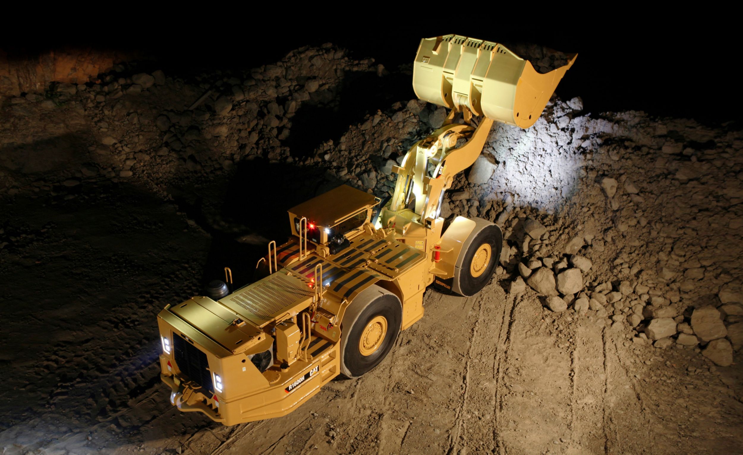 R1600H Underground Mining Loader - STET