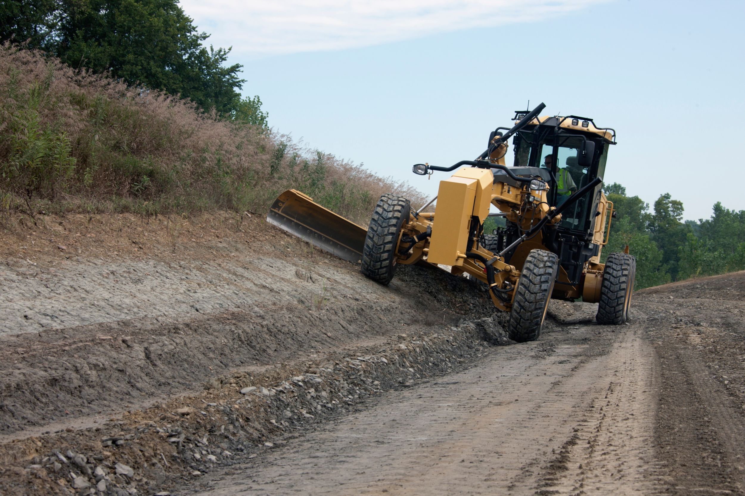 Cat 140M AWD M Series Motor Graders | Caterpillar