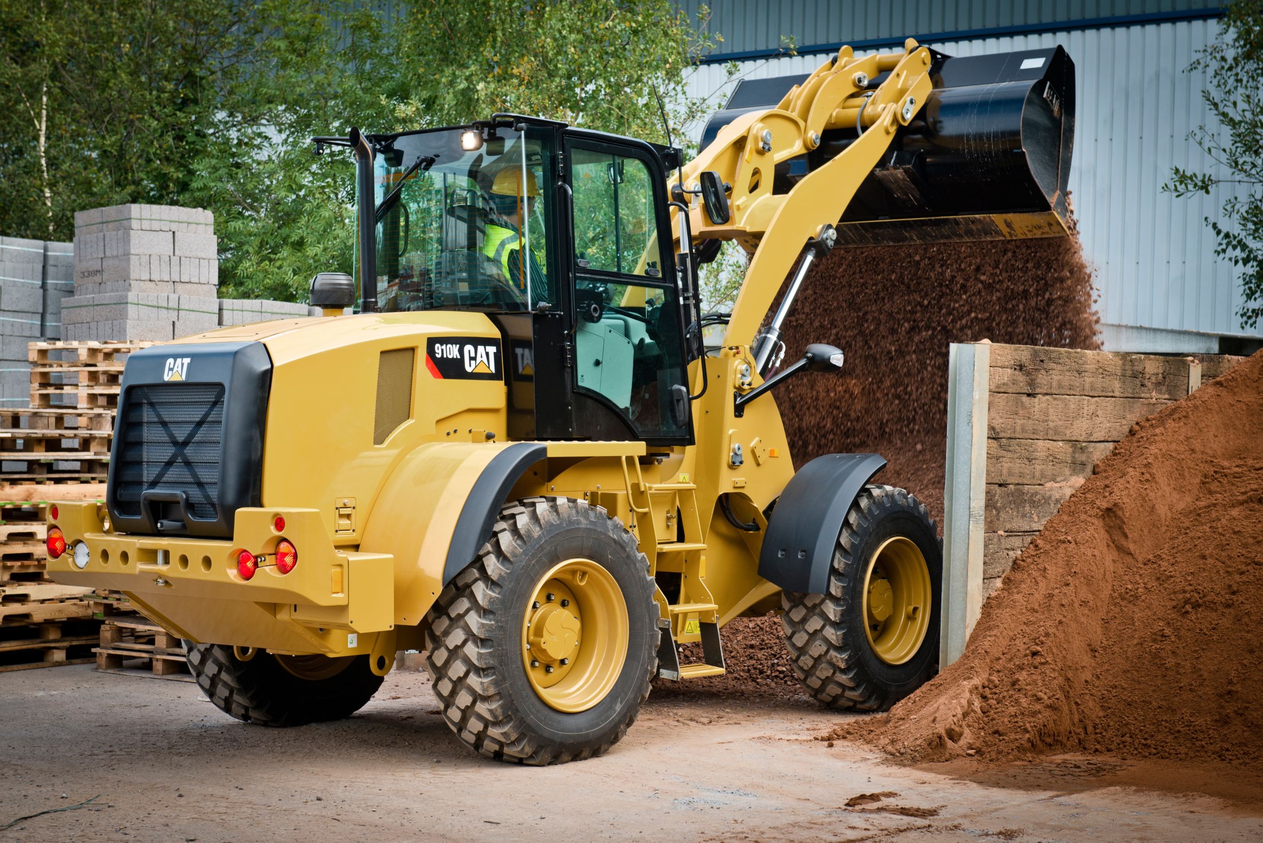 Cat 910K Cargadores de ruedas compactos | Caterpillar