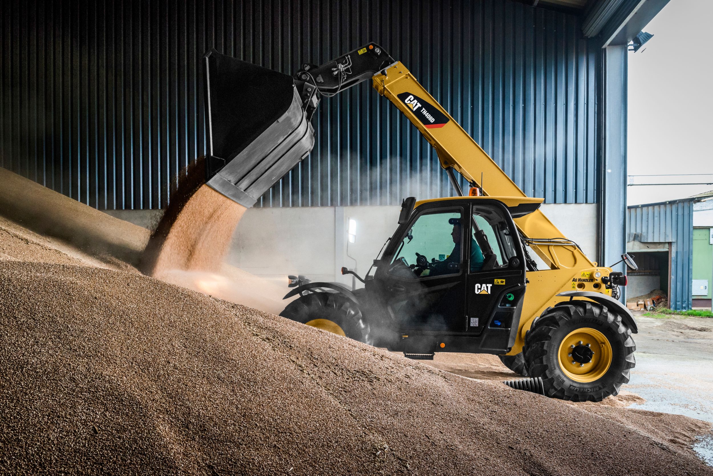 Cat | Cat® Telehandlers Keep Diverse Agricultural Contractors Running ...