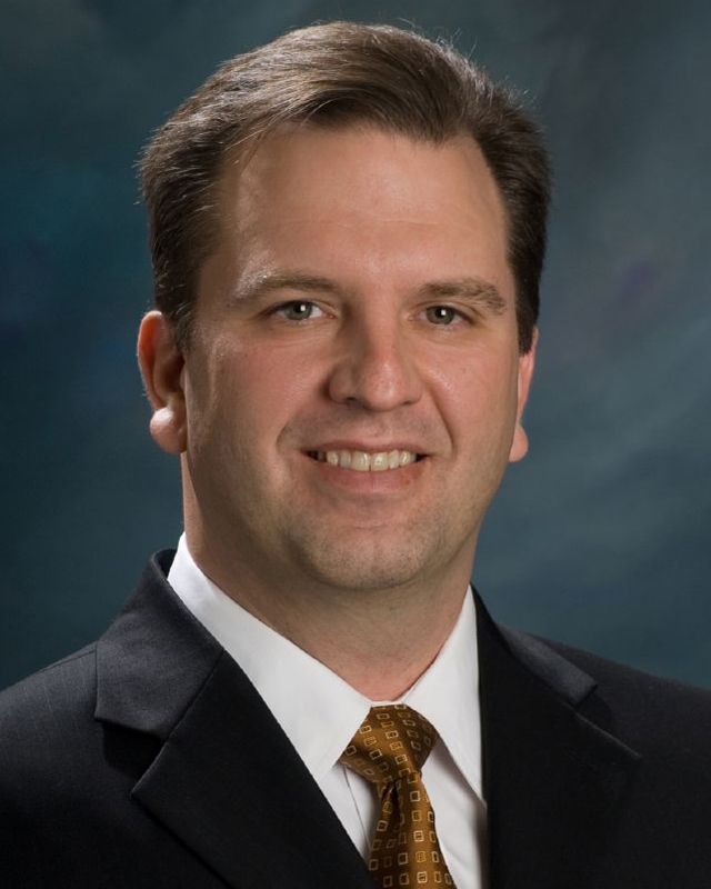 Caterpillar | Officers