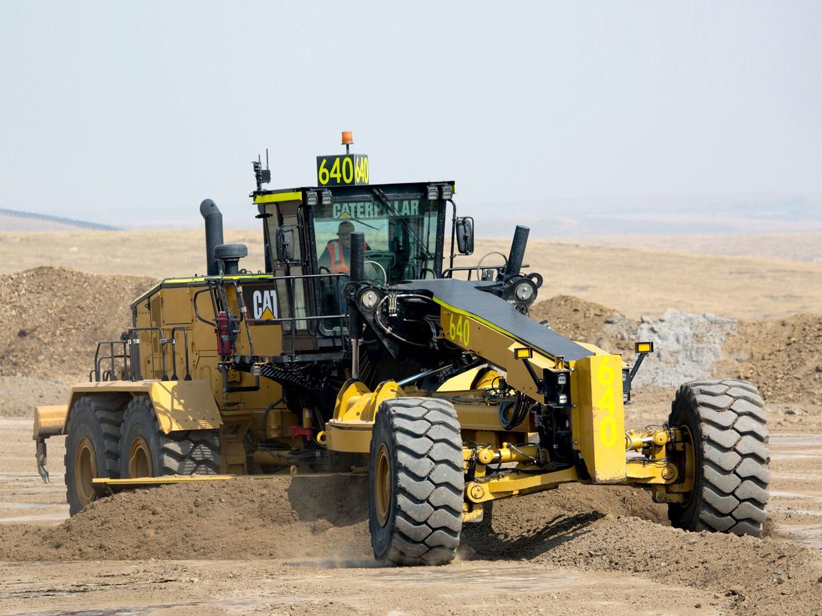 Cat | Large Motor Graders | Caterpillar