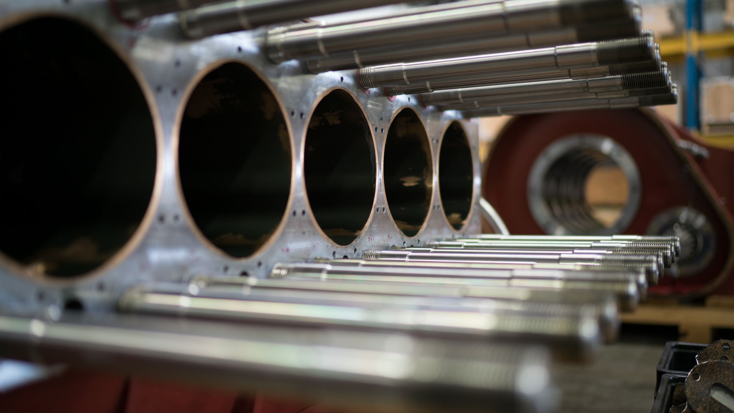 Frac Pumps | Fracturing Equipment | Cat | Caterpillar