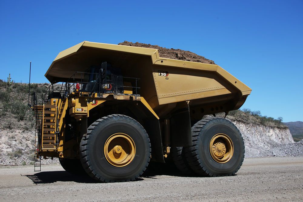 796 AC Mining Truck | Finning CAT