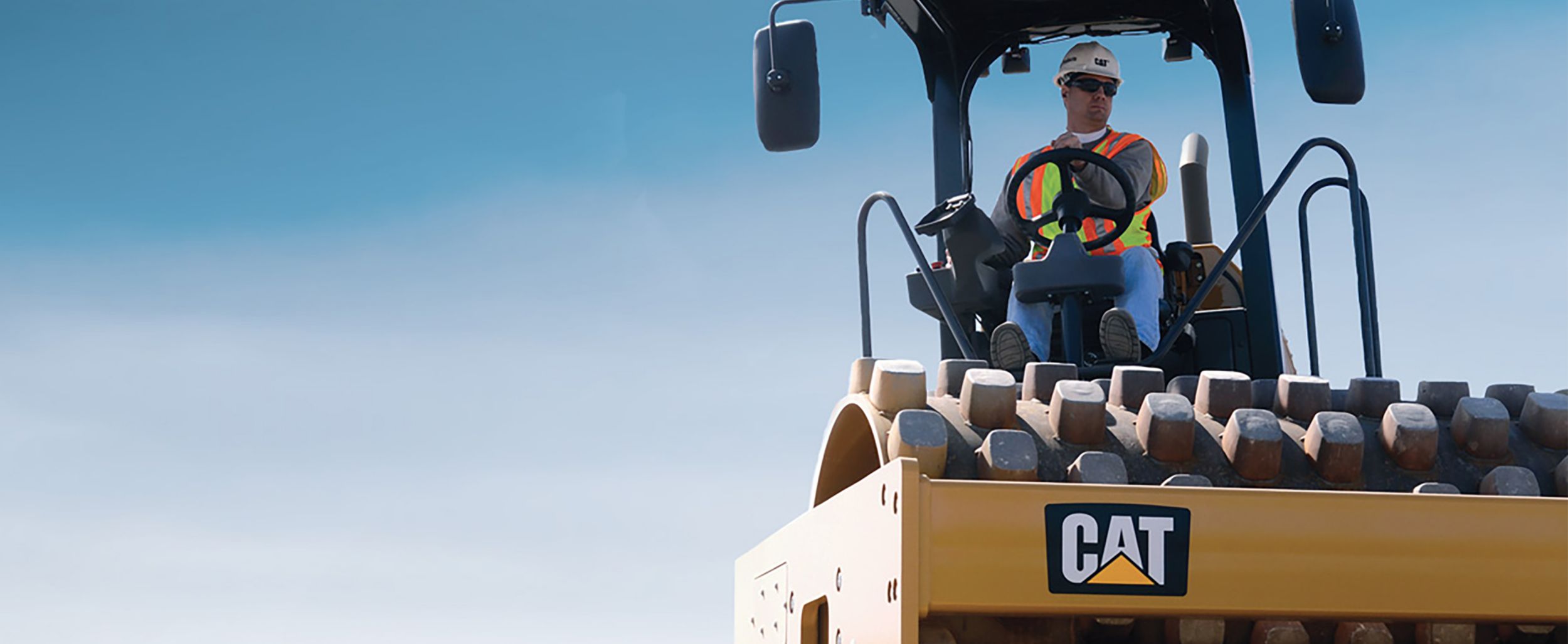 Cat Compact Technology | Cat | Caterpillar