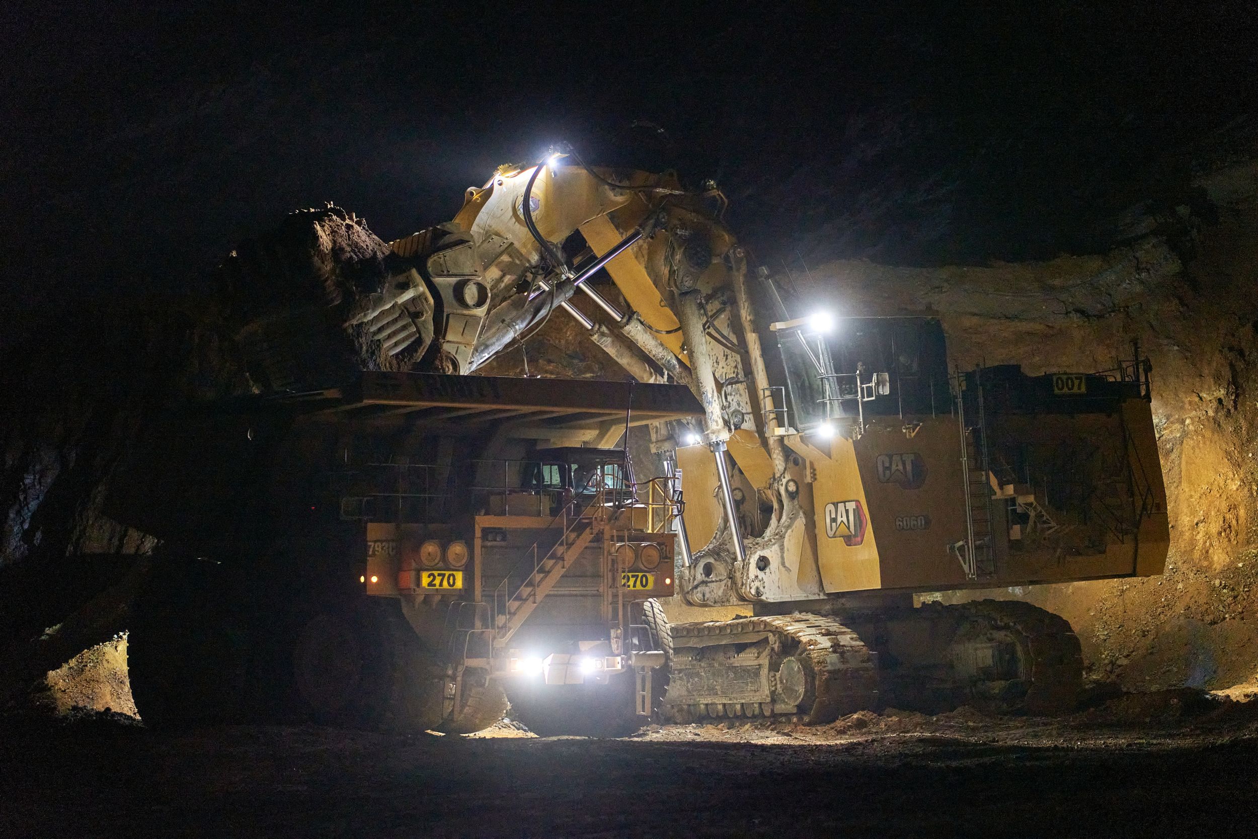 The New Cat 6060 | Cat | Caterpillar