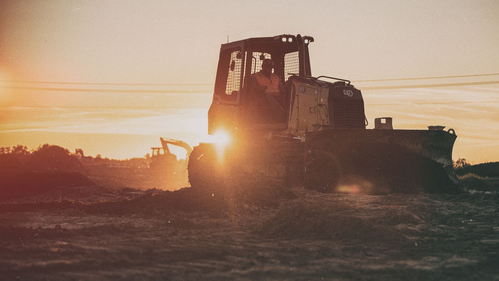 Cat® Small Dozer Choices | Cat | Caterpillar